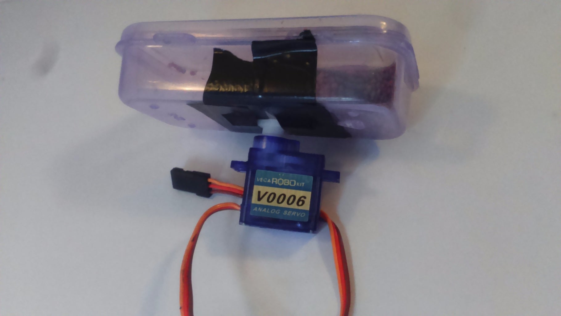 Automatic Fish Food Feeder Using Arduino Uno : 5 Steps (with Pictures ... Automatic Fish Food Feeder Using Arduino Uno : 5 Steps (with Pictures ...