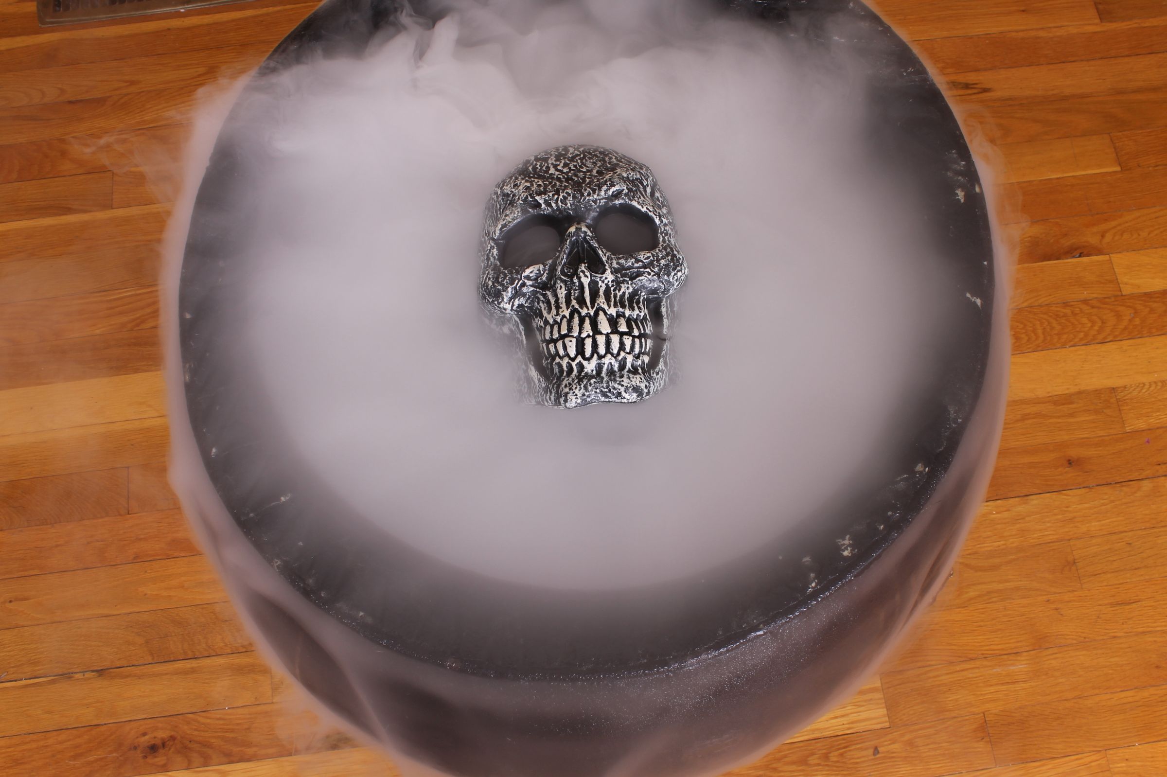 Full Size Haunted Cauldron With Fog : 9 Steps (with Pictures ...