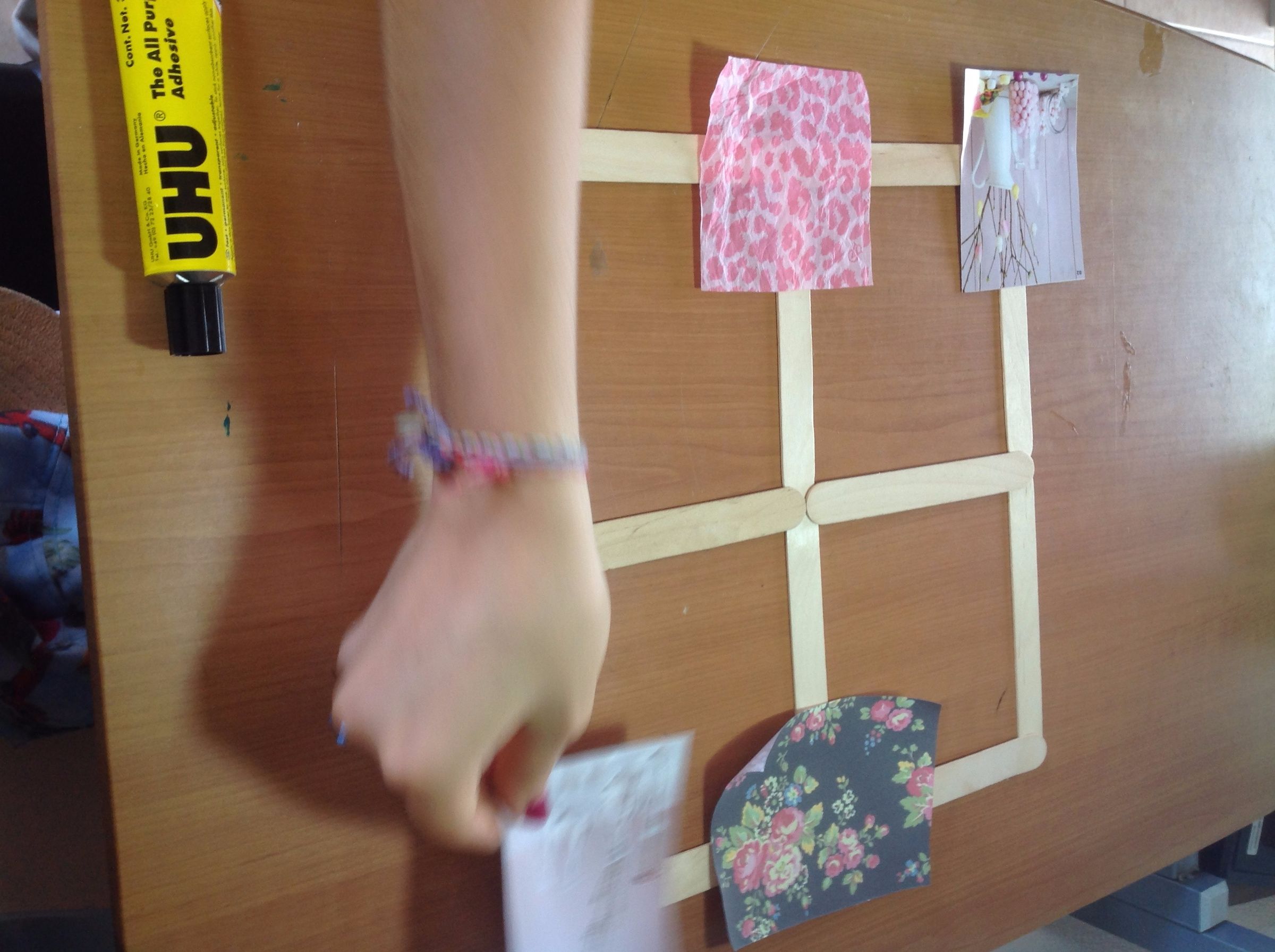 Photo Frame Out of Wooden Ice Cream Sticks : 5 Steps (with Pictures ...