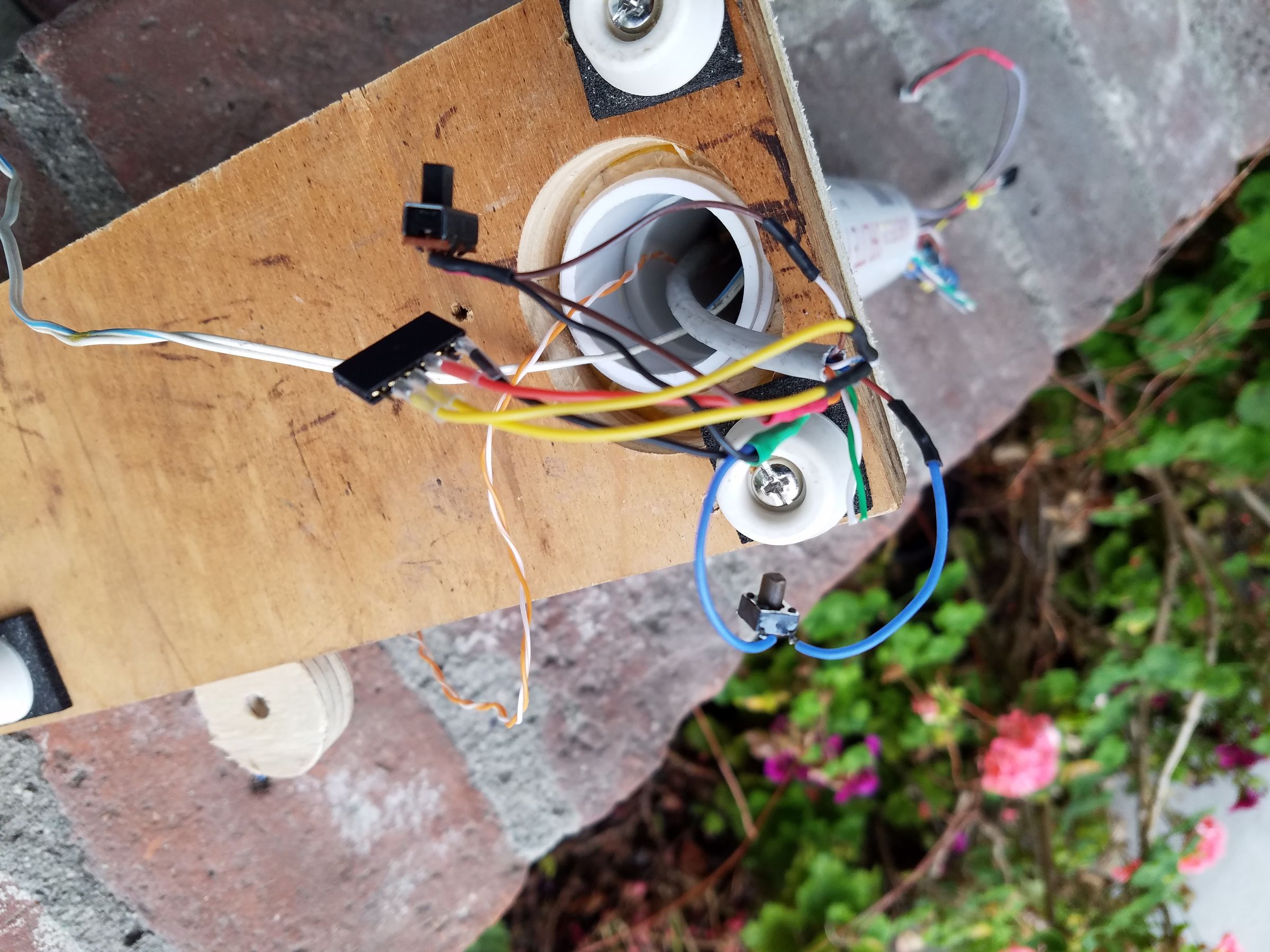 Levitator / Motor, Solar Powered : 3 Steps (with Pictures) - Instructables