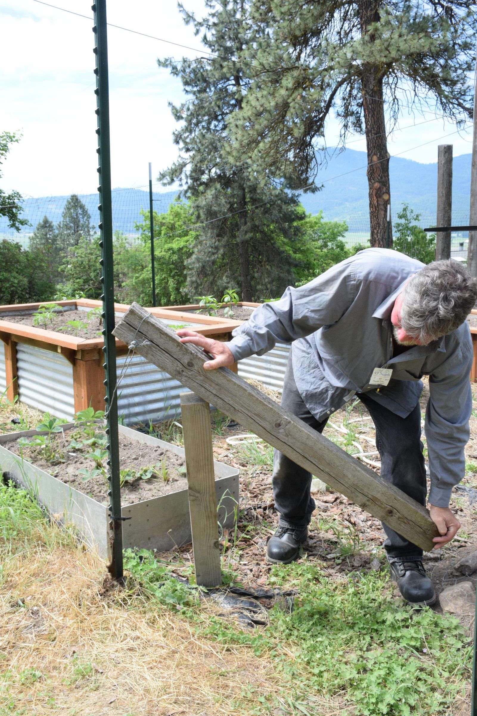 Cheap and Easy Fence Post Puller : 6 Steps (with Pictures) - Instructables