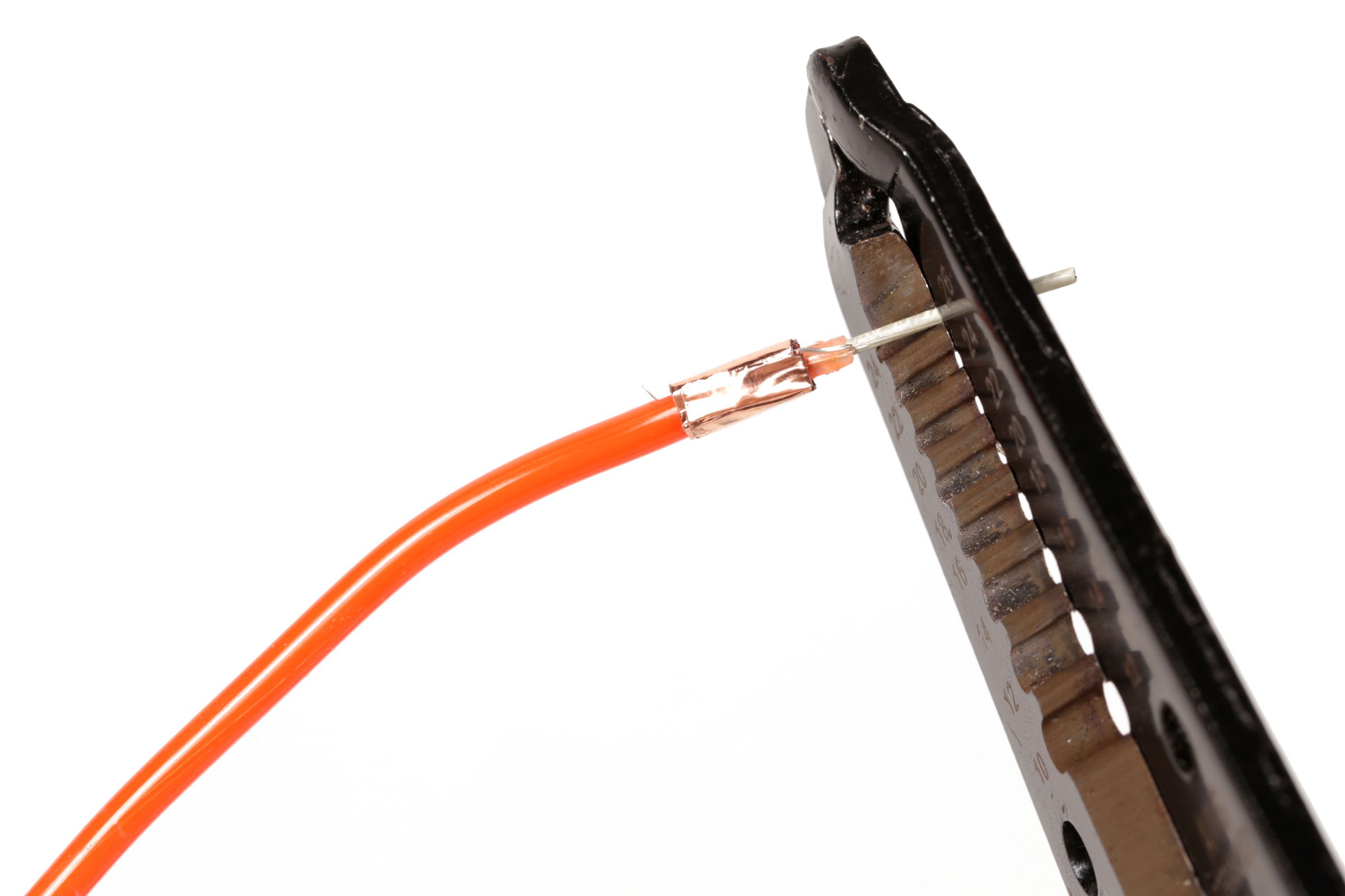 EL Wire : 8 Steps - Instructables