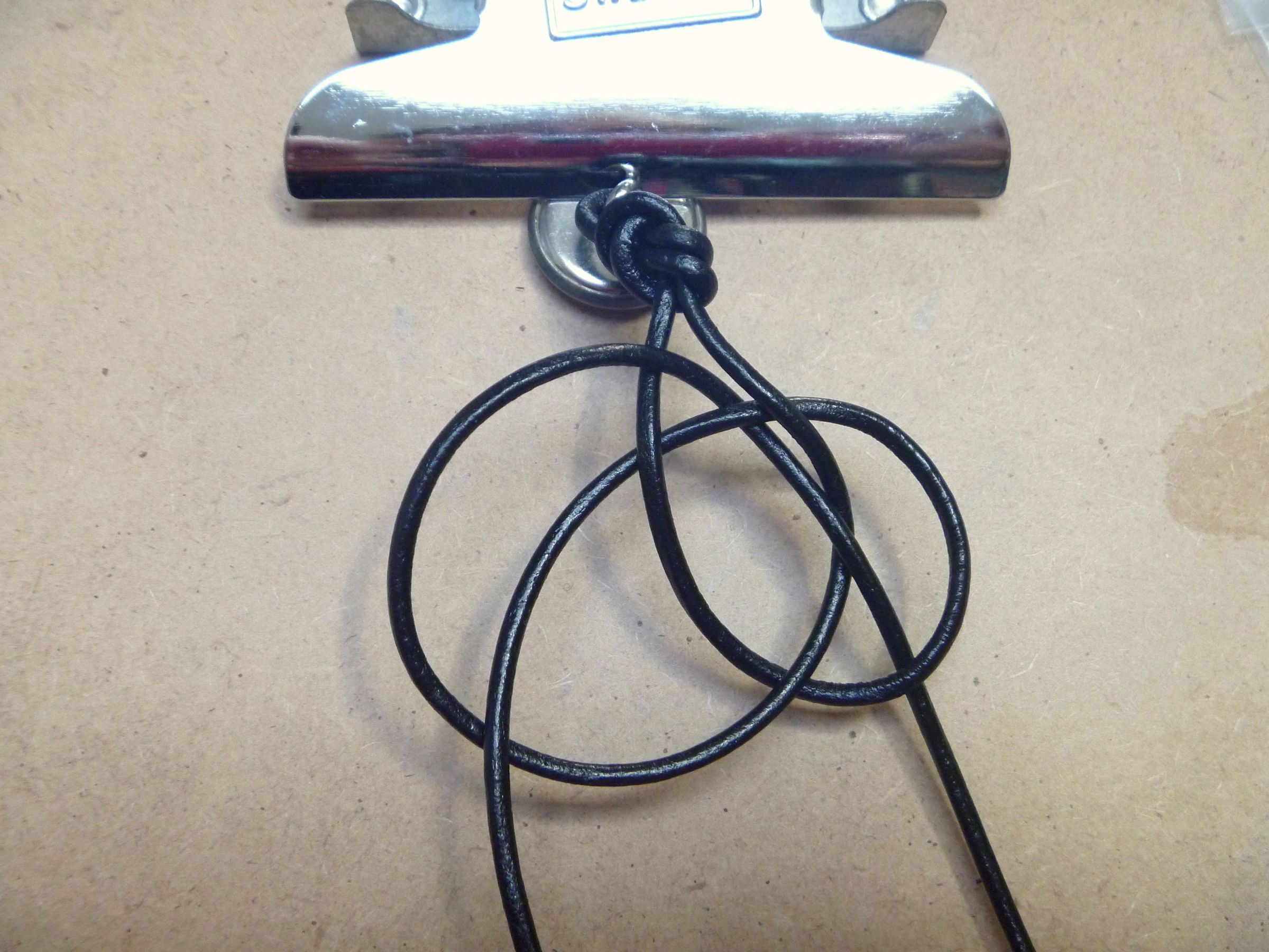 Celtic Knot Macrame Bracelet : 9 Steps (with Pictures) - Instructables