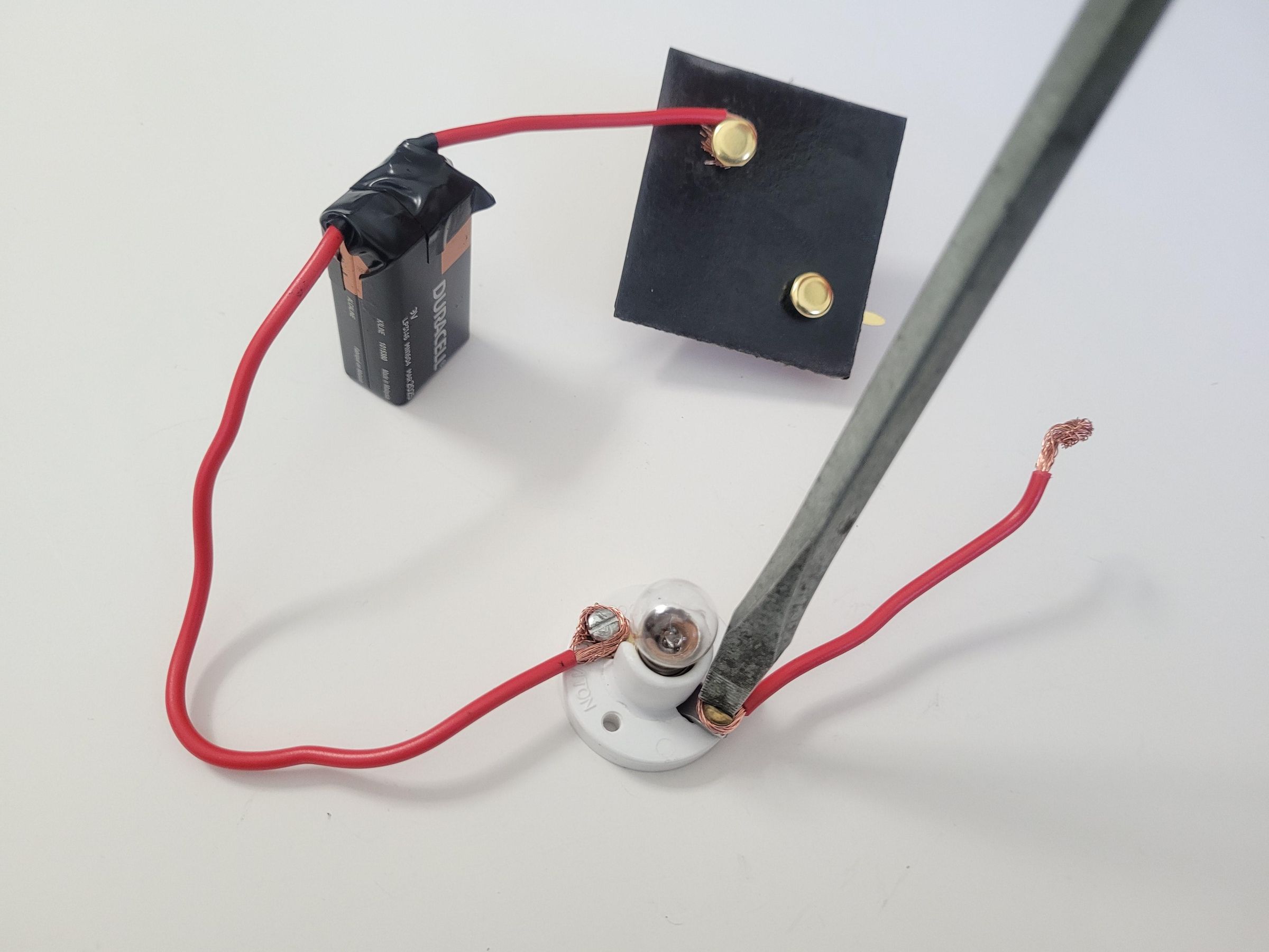 Create an Electrical Circuit in 10 Easy Steps! : 10 Steps (with ...