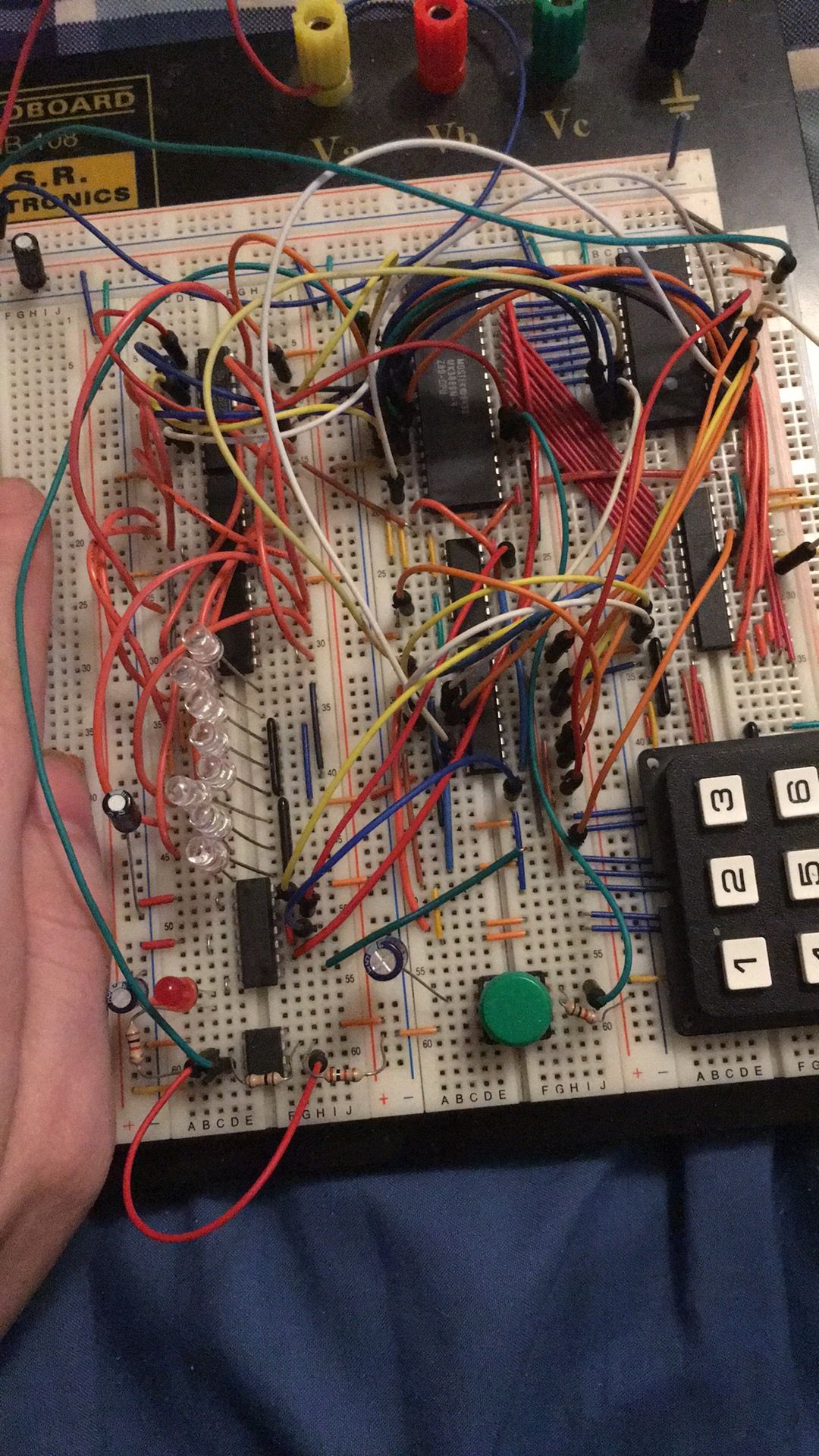 Build a Computer W/ Basic Understanding of Electronics : 9 Steps (with ...