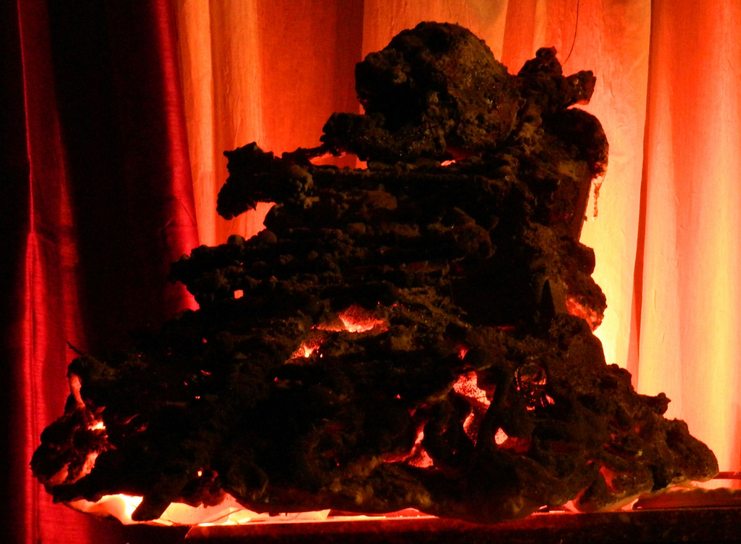 Burnt Corpse / Burning Embers Halloween Prop : 7 Steps - Instructables