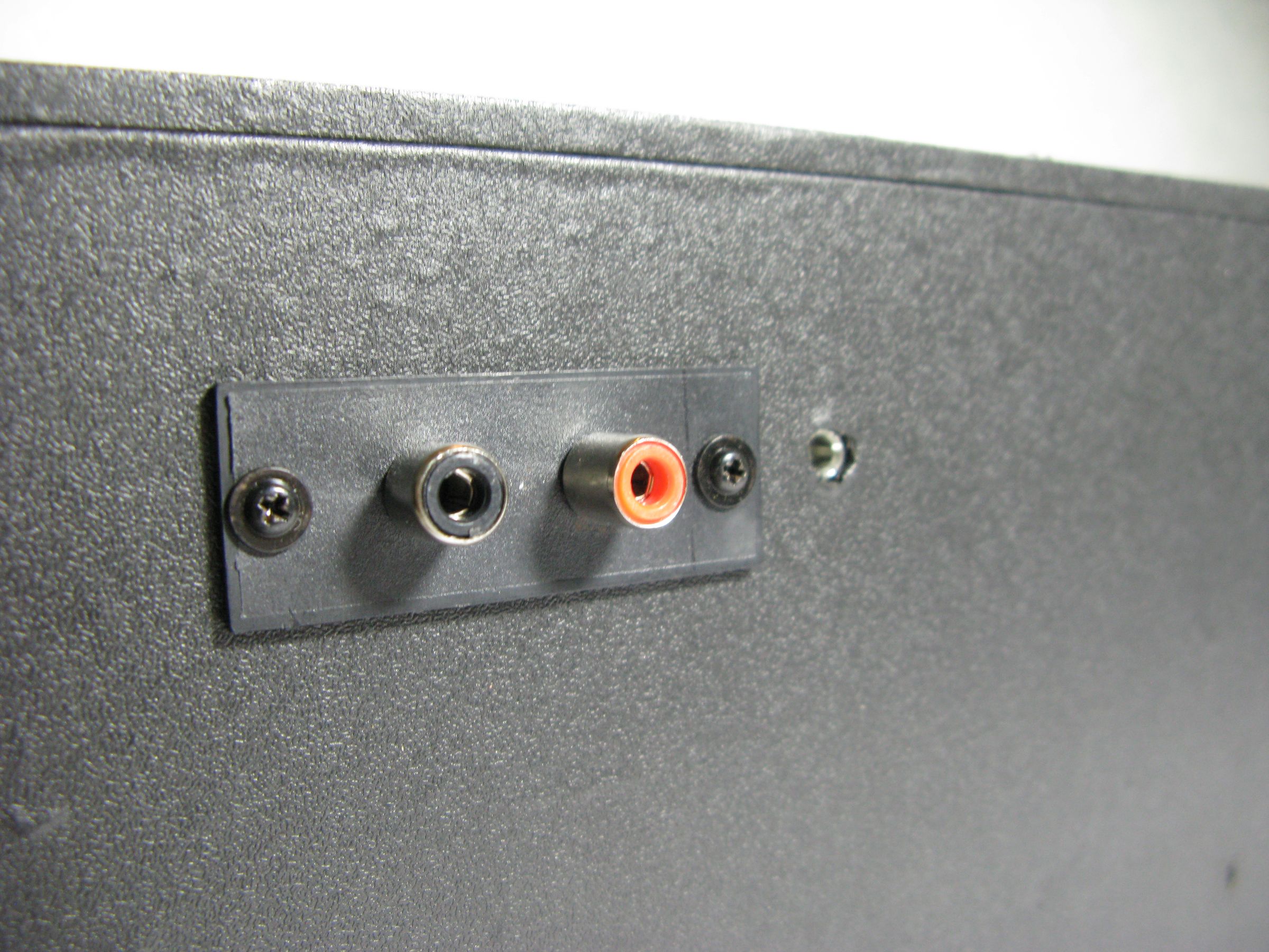 DIY Portable Boombox (from SCRATCH!) : 18 Steps (with Pictures ...