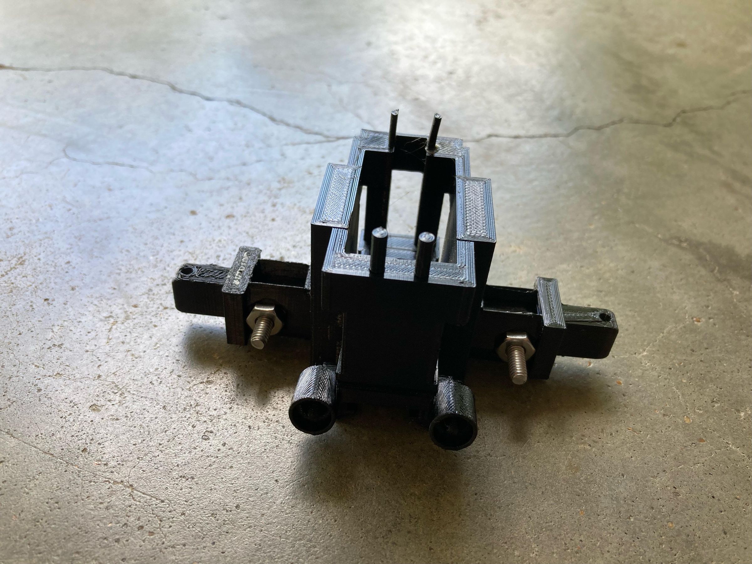 ELECTRIC RC CAR CHASSIS WITH ACCELERATION, STEERING, AND SUSPENSION : 7 ...