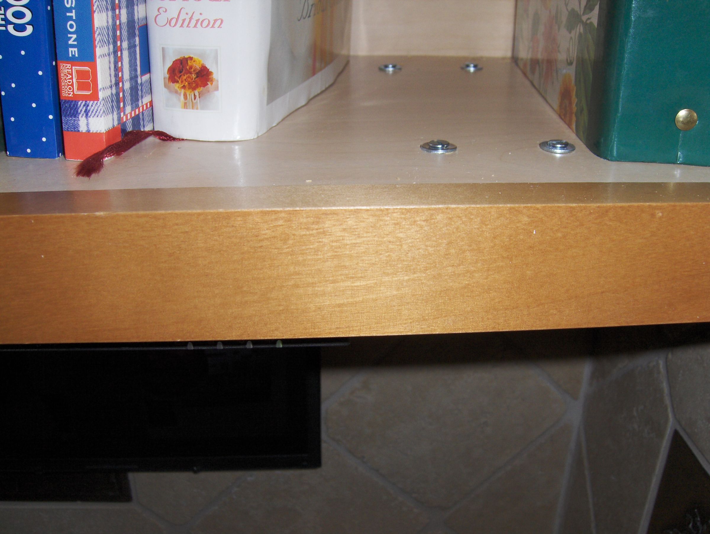 Kitchen PC With Laptop Twist : 5 Steps - Instructables