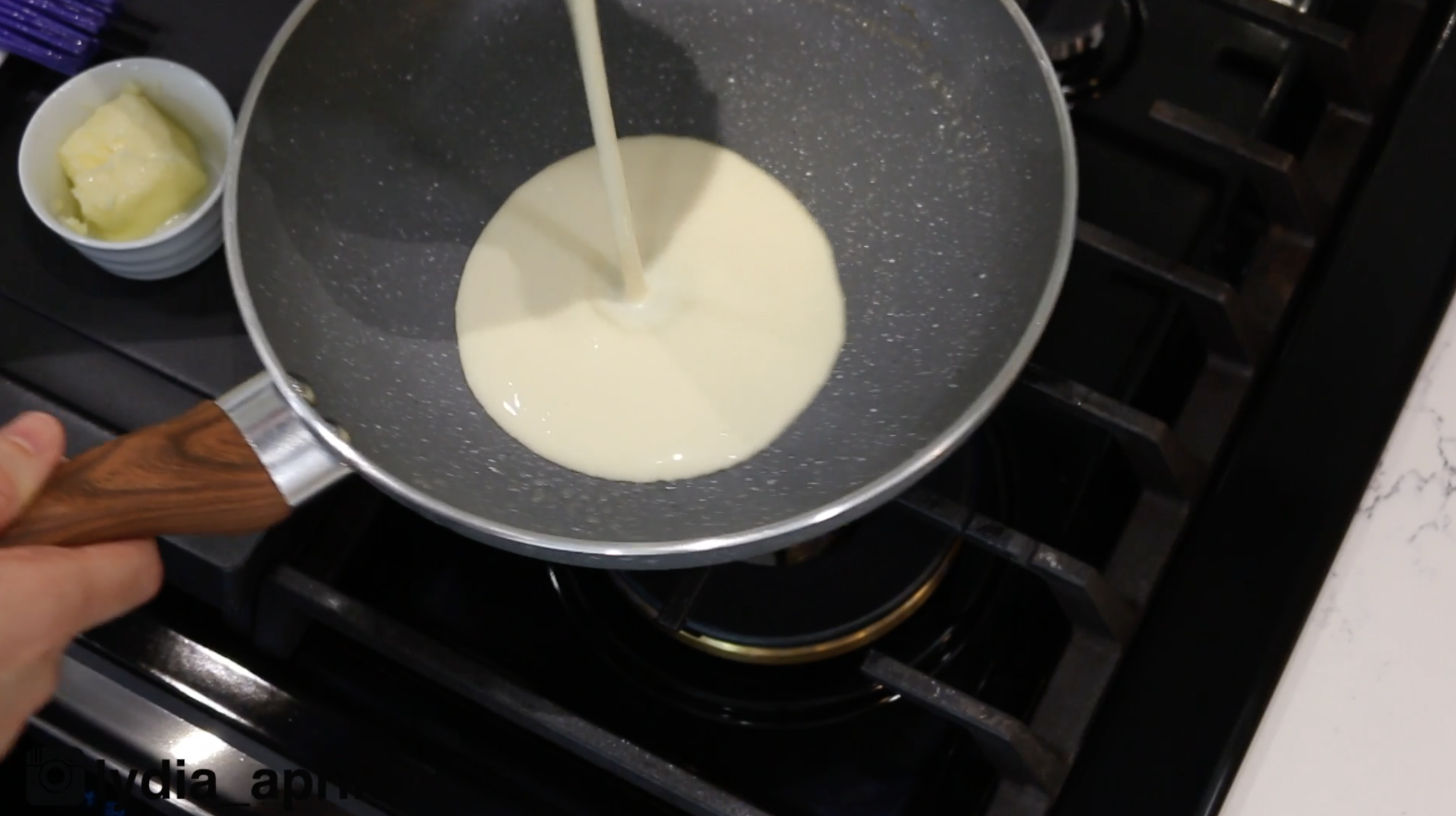 How to Make Crepes| Romanian Style Crepes | CLĂTITE : 9 Steps (with ...