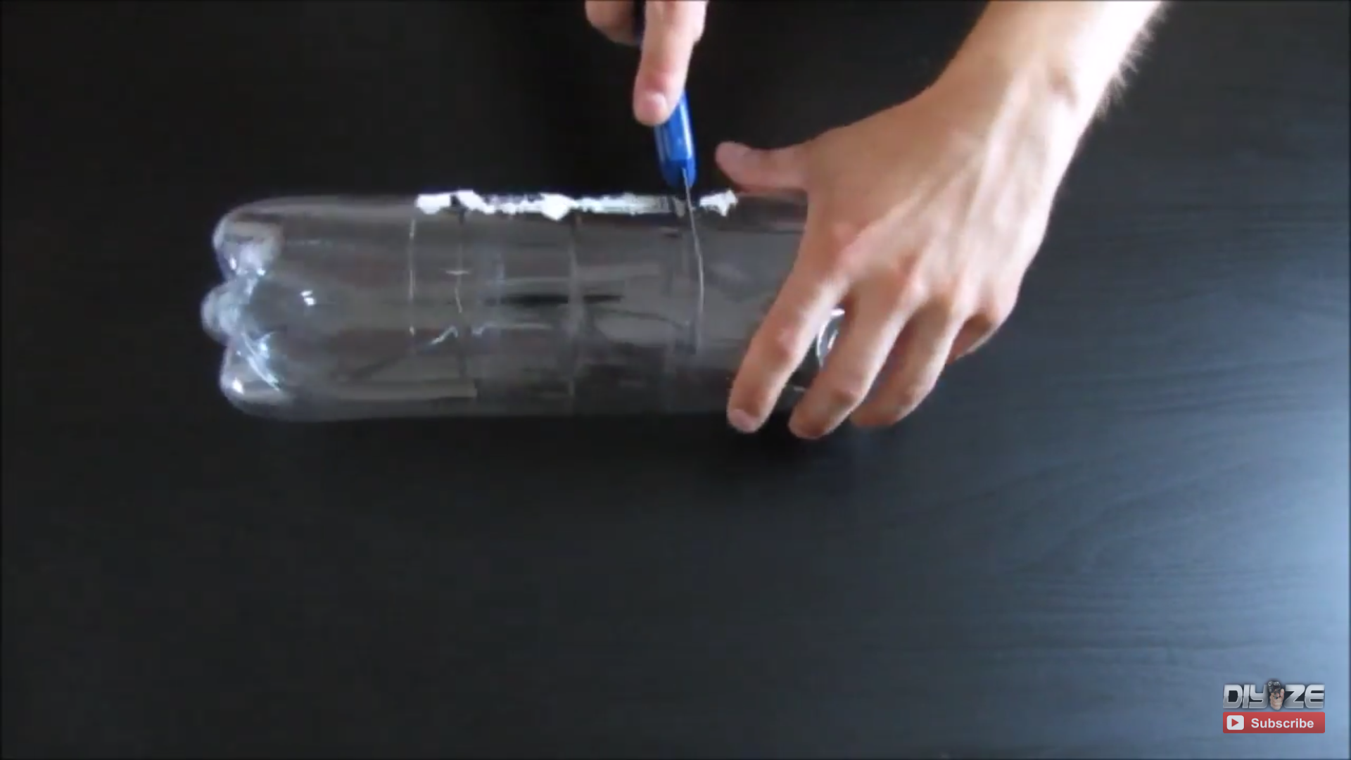 DIY MACRO LENS USING RECYCLED BOTTLE : 4 Steps - Instructables