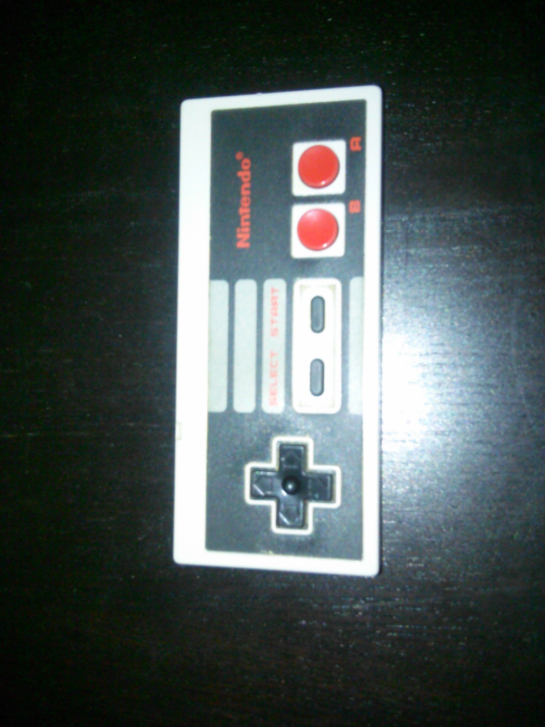 NES Controller Flashlight : 7 Steps - Instructables
