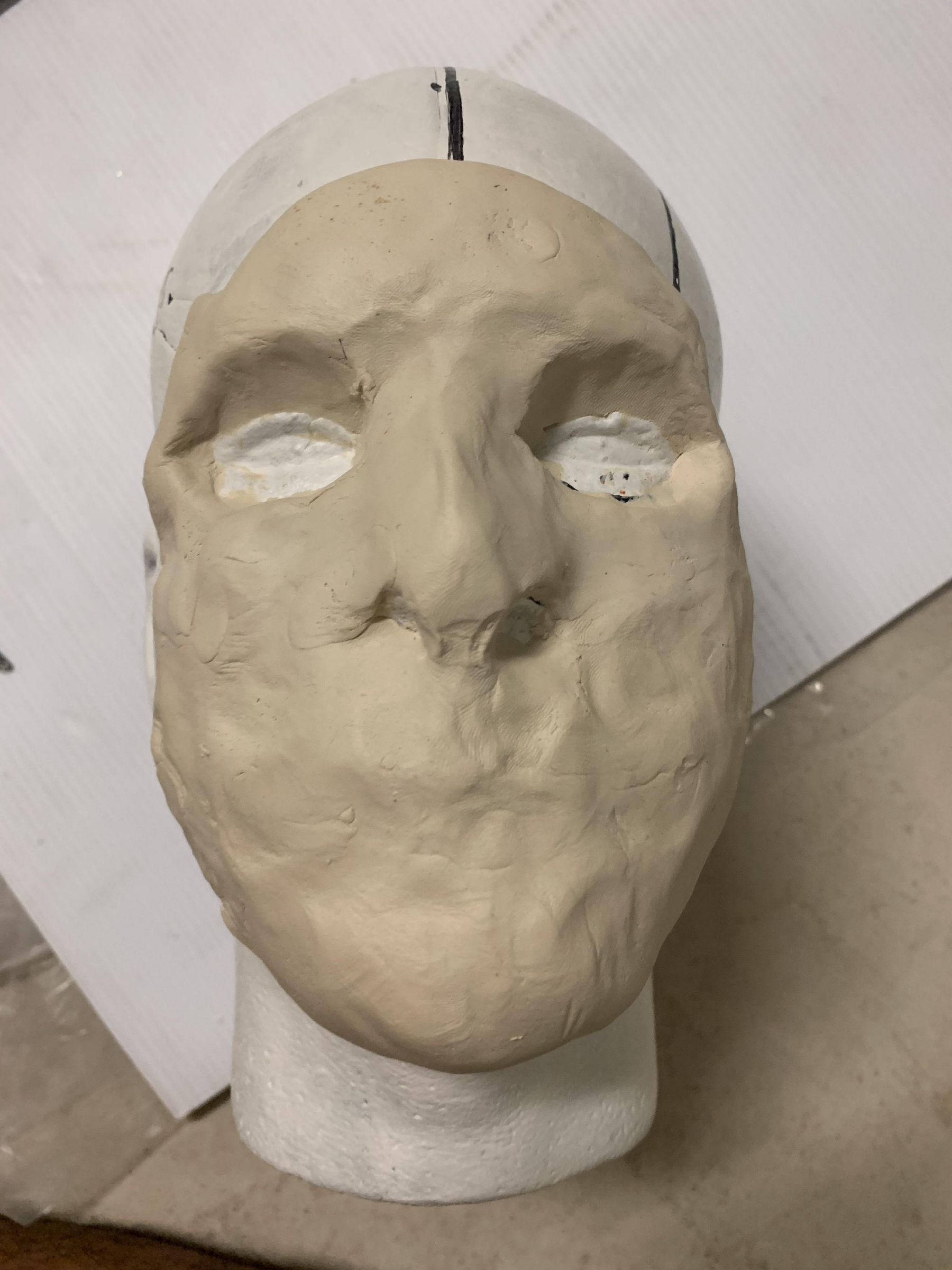 Simple Air Dry Clay Mask : 6 Steps - Instructables