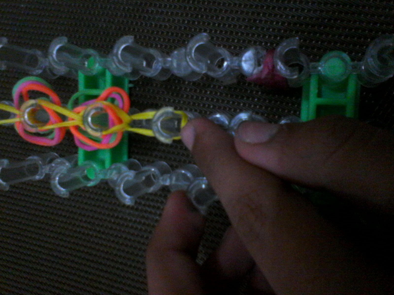 Rainbow Loom: Butterfly Charm : 8 Steps - Instructables