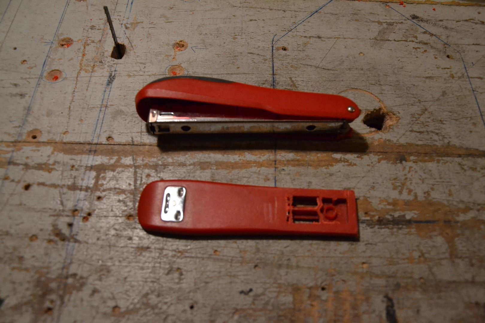 Increase Stapling Depth of Your Stapler : 3 Steps - Instructables