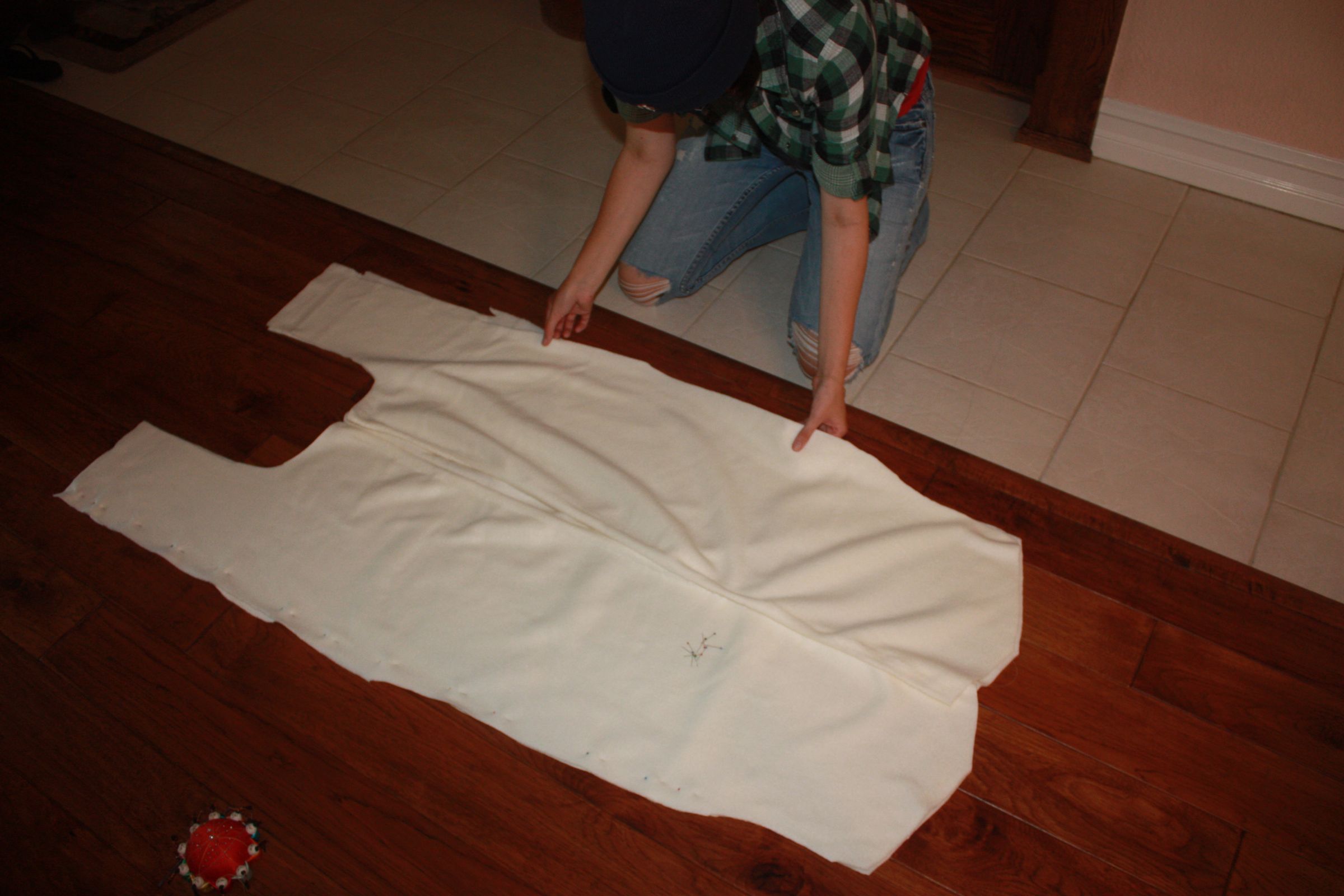 "Snuggie" Character Costume : 19 Steps (with Pictures) - Instructables