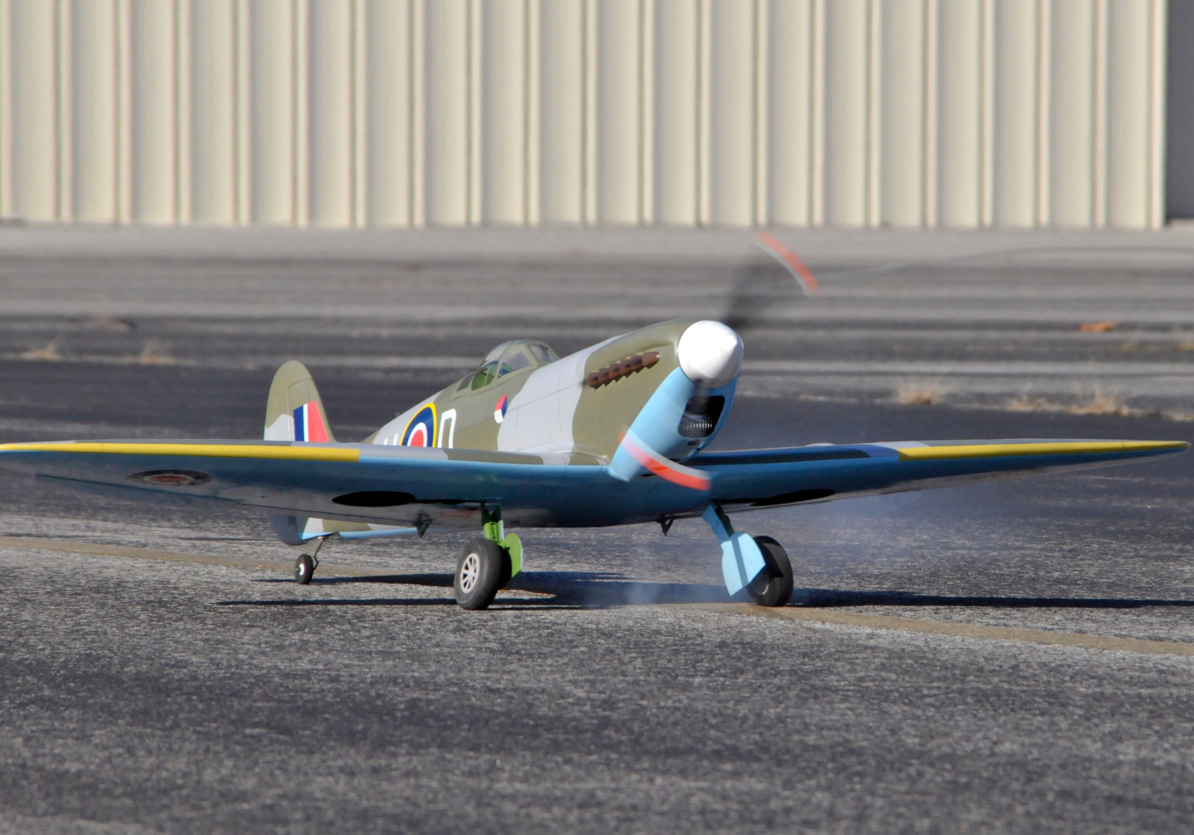Beginners Guide to Radio Control Airplanes : 20 Steps (with Pictures ...