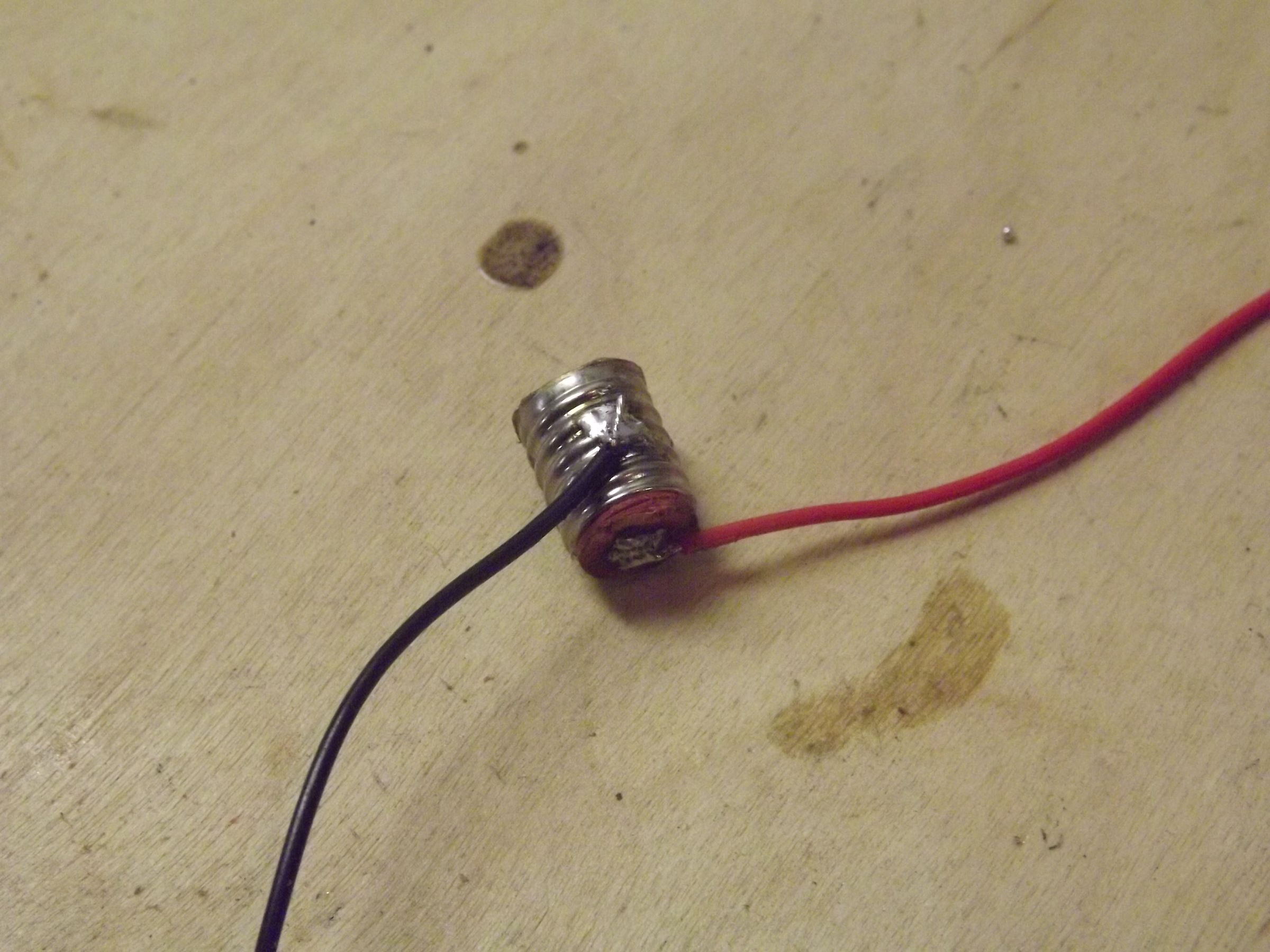 Simple Altoids Tin Flashlight : 4 Steps - Instructables