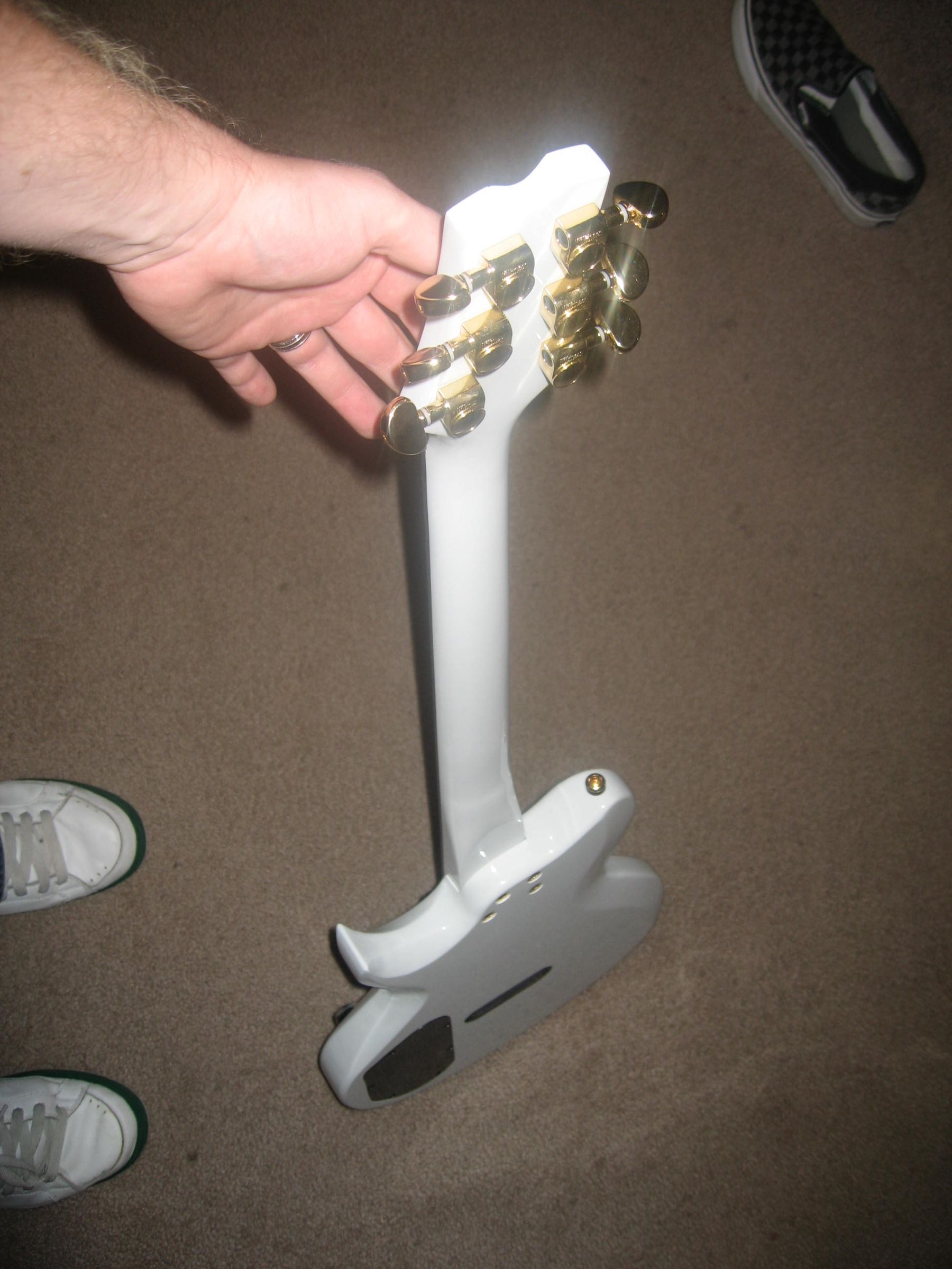 Build Your Own Electric Guitar! : 8 Steps (with Pictures) - Instructables