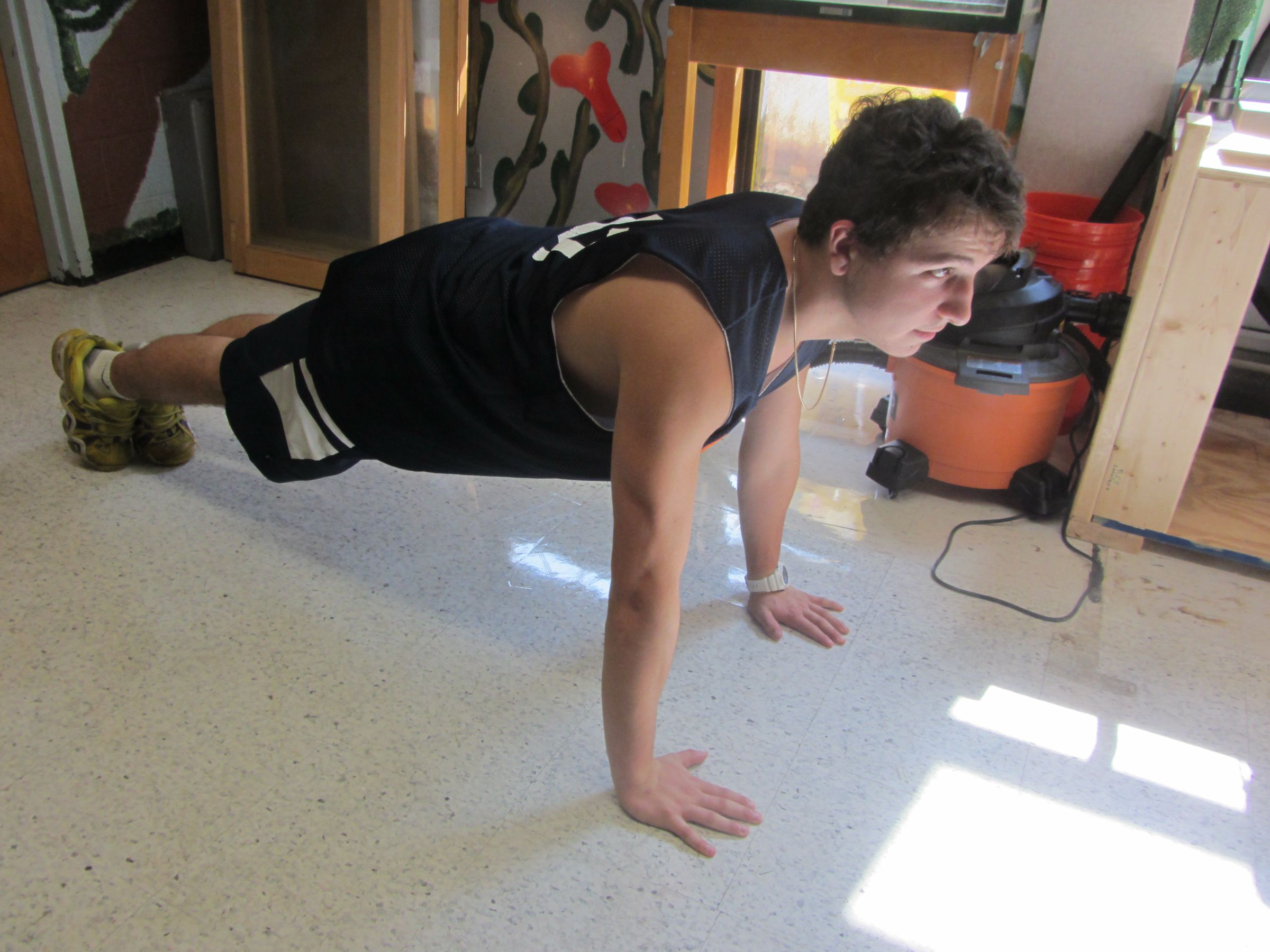 How to Do Push Ups : 4 Steps - Instructables