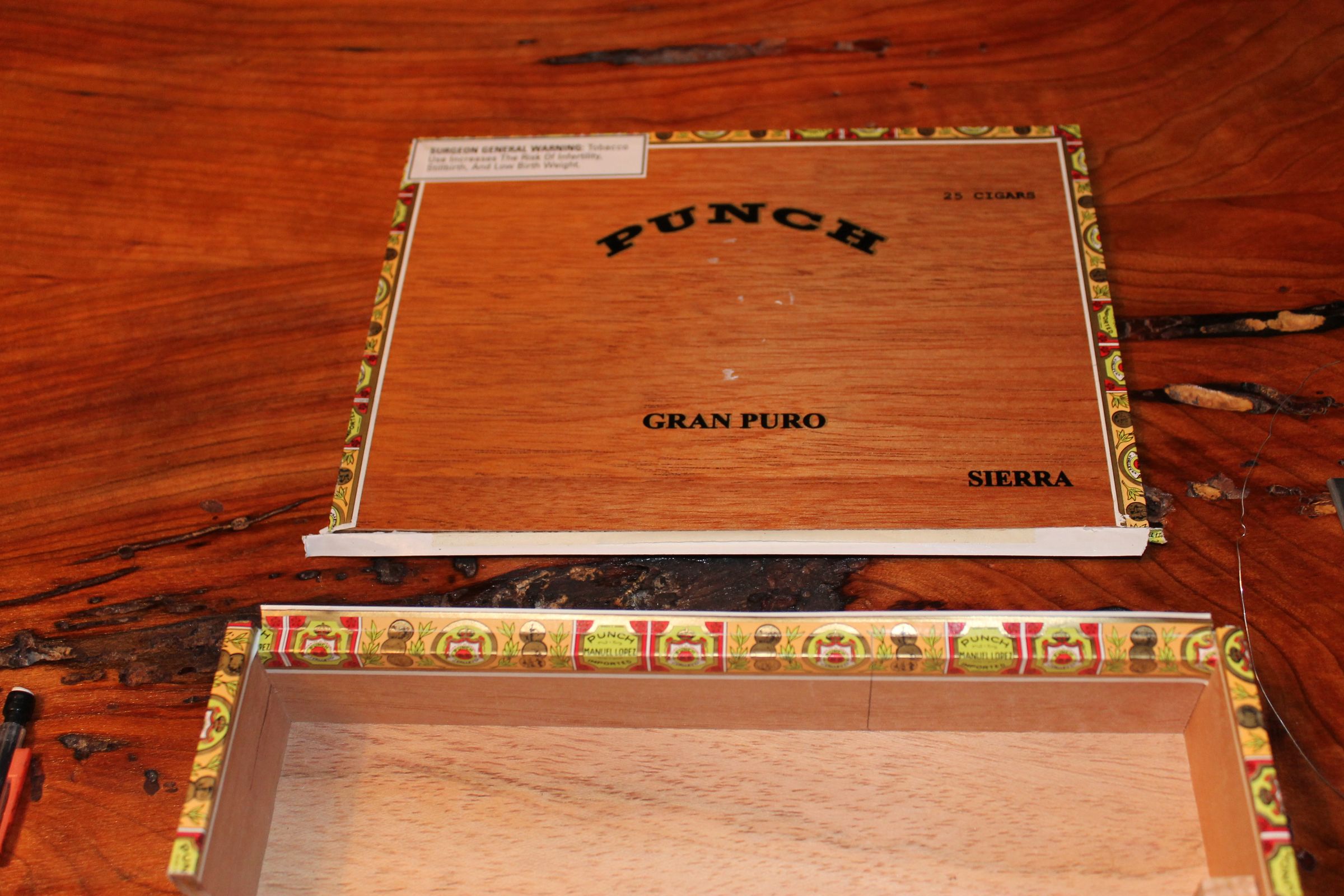 Awesome Cigar Box Dulcimer : 14 Steps (with Pictures) - Instructables