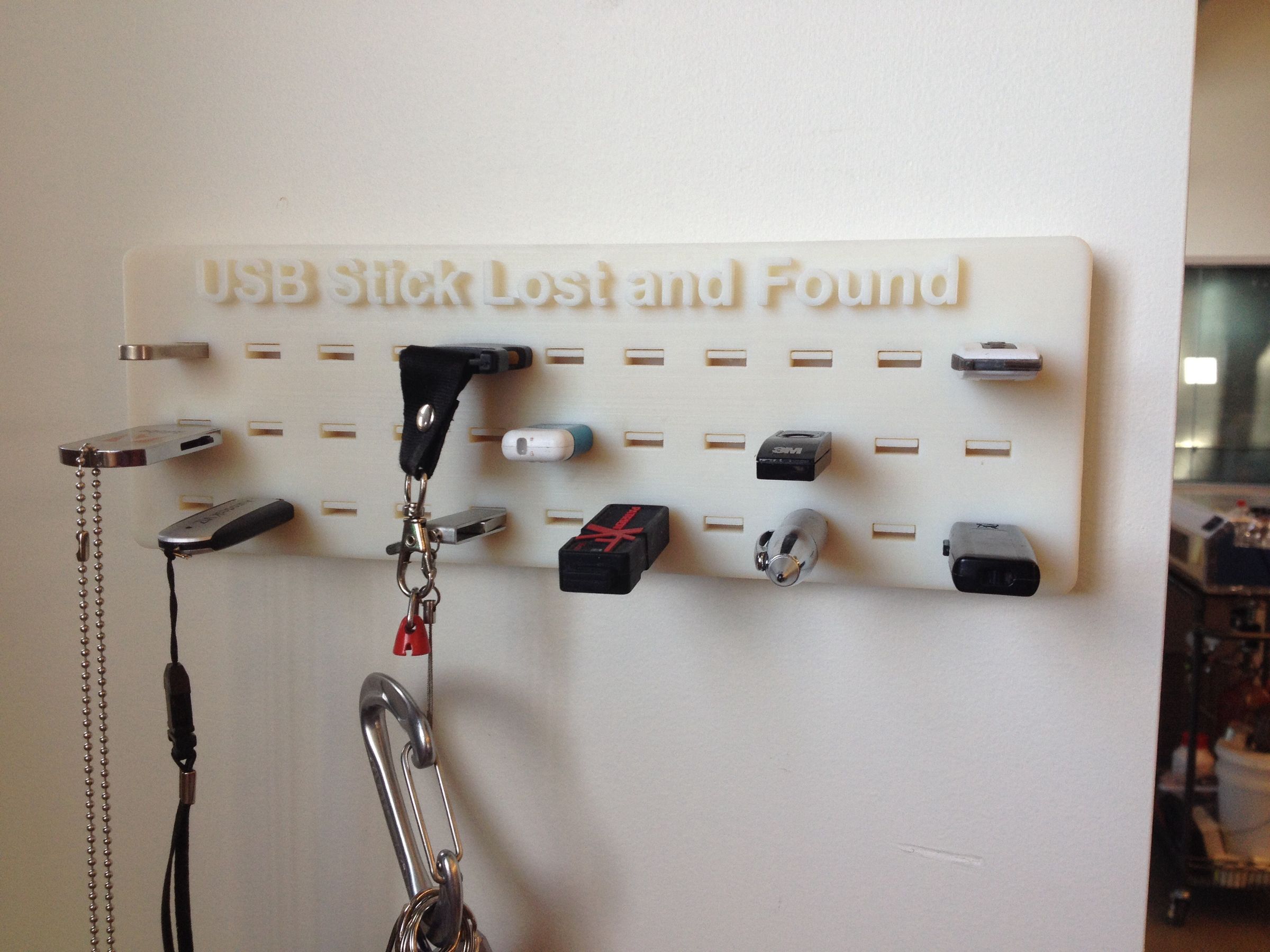 USB Stick Lost-and-Found : 6 Steps (with Pictures) - Instructables
