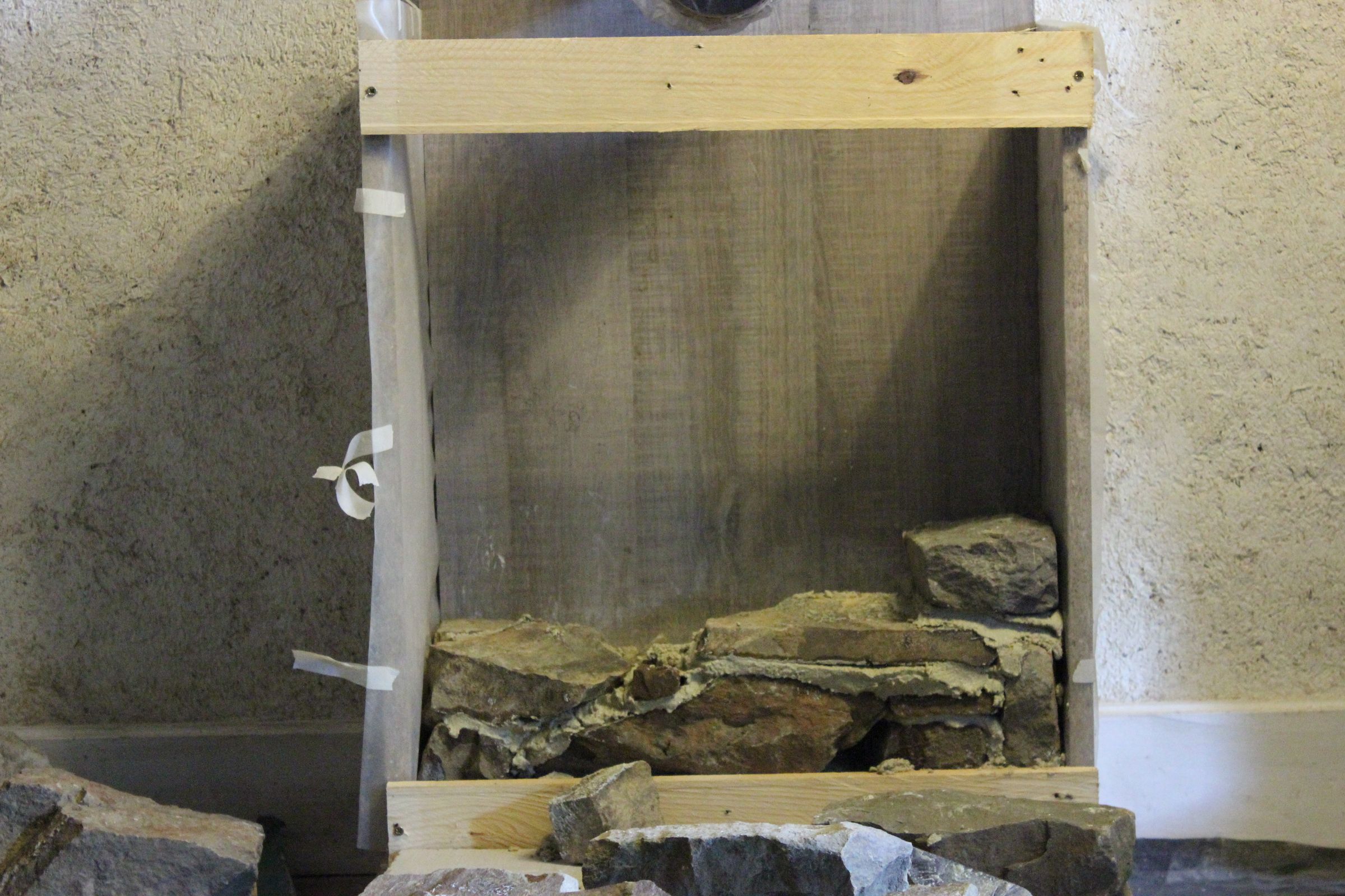 How to Make Your Own Storage Heater From Strawcrete and Stone - Part 3 ...