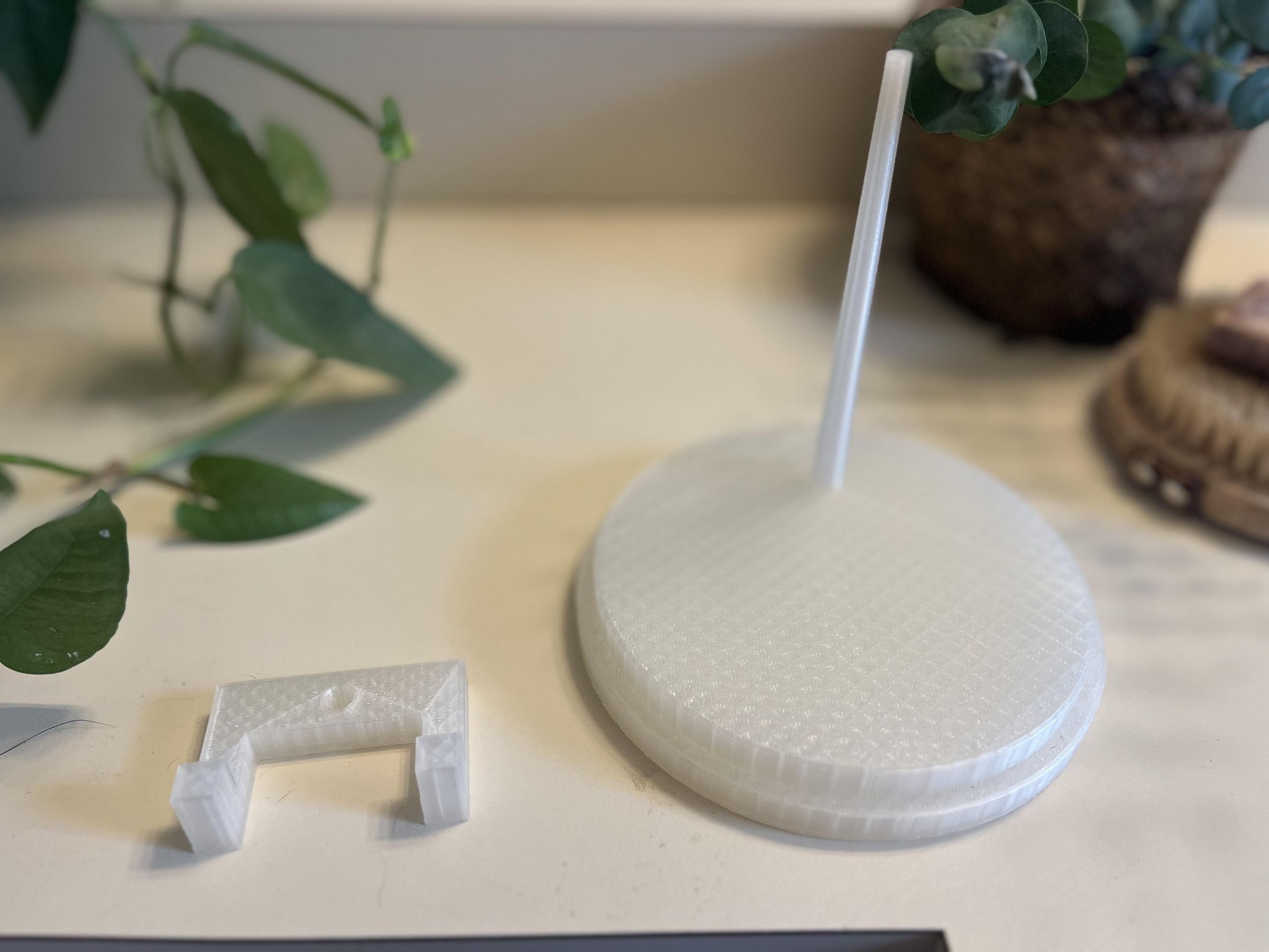 Horizontal Safety Razor Stand : 5 Steps - Instructables