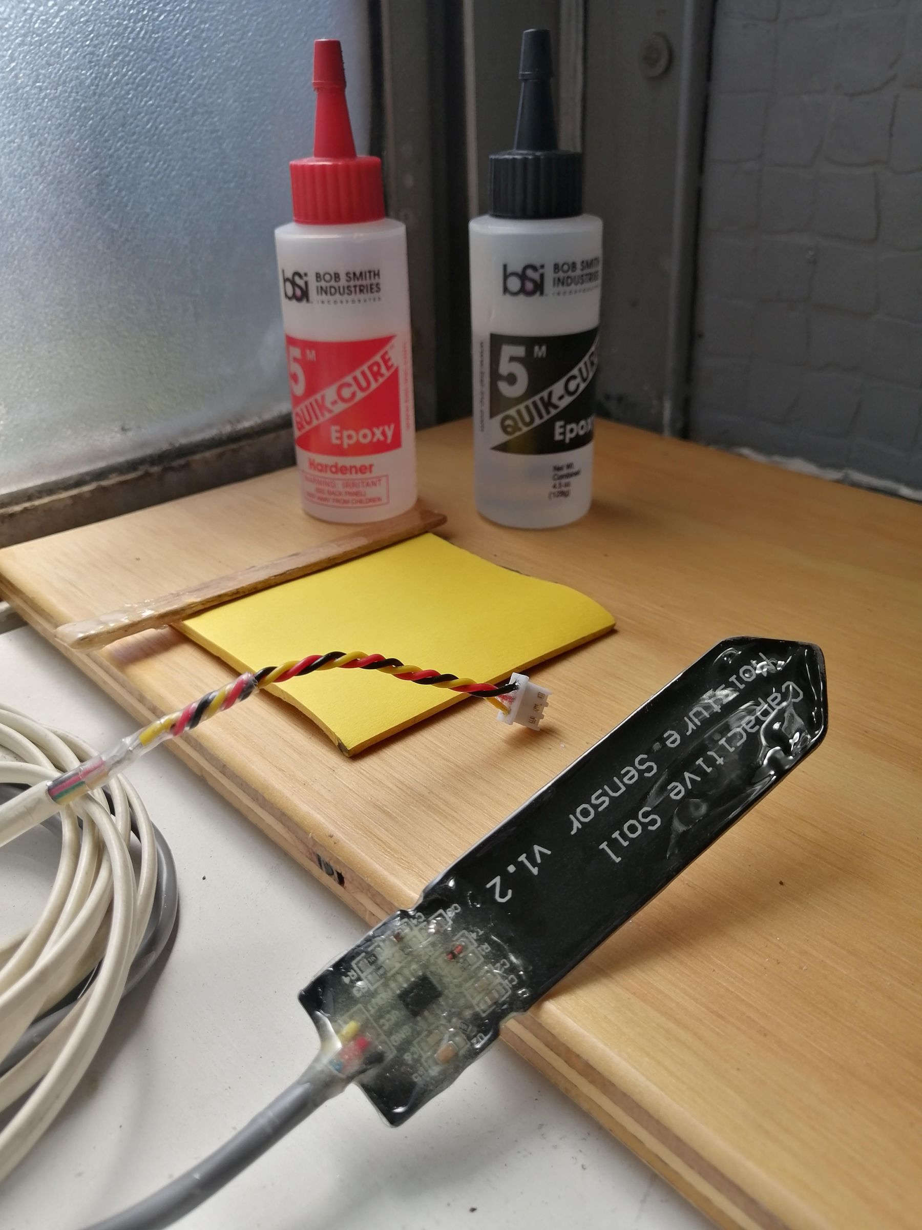 Autonomous Solar-powered Irrigation & Monitoring Station : 12 Steps ...