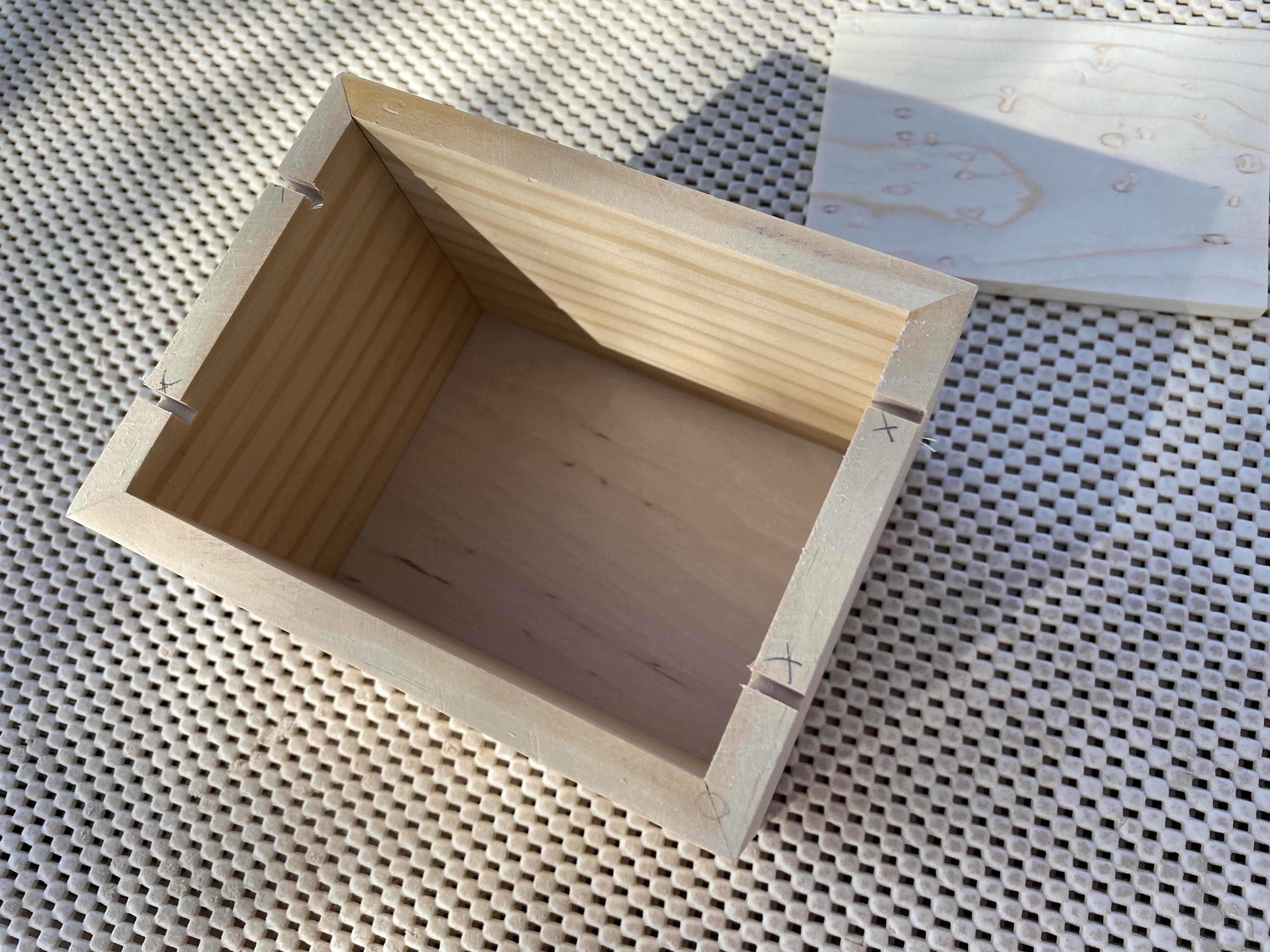 Suspended Box Lid : 7 Steps (with Pictures) - Instructables