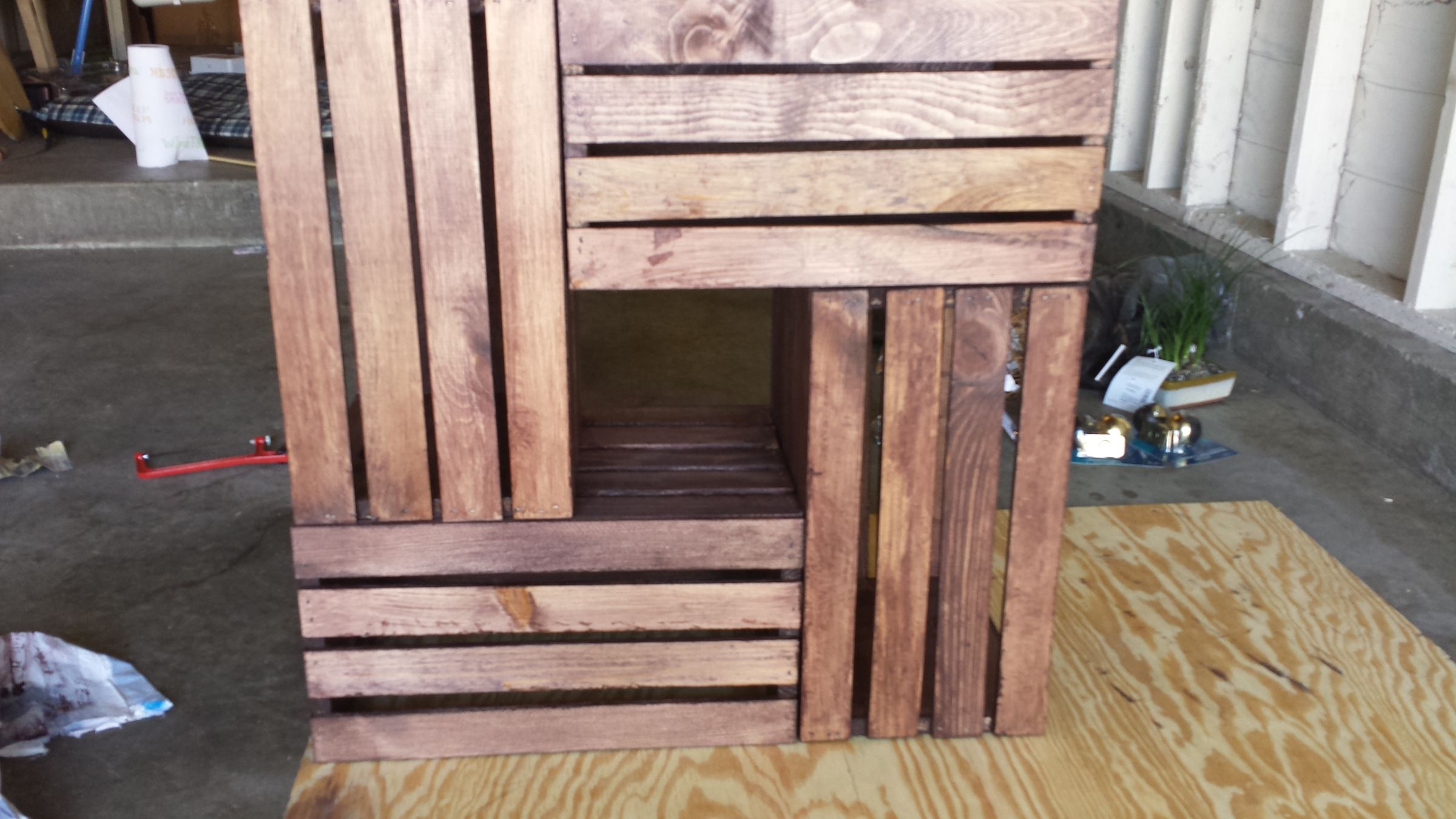 Crate Coffee Table : 6 Steps - Instructables