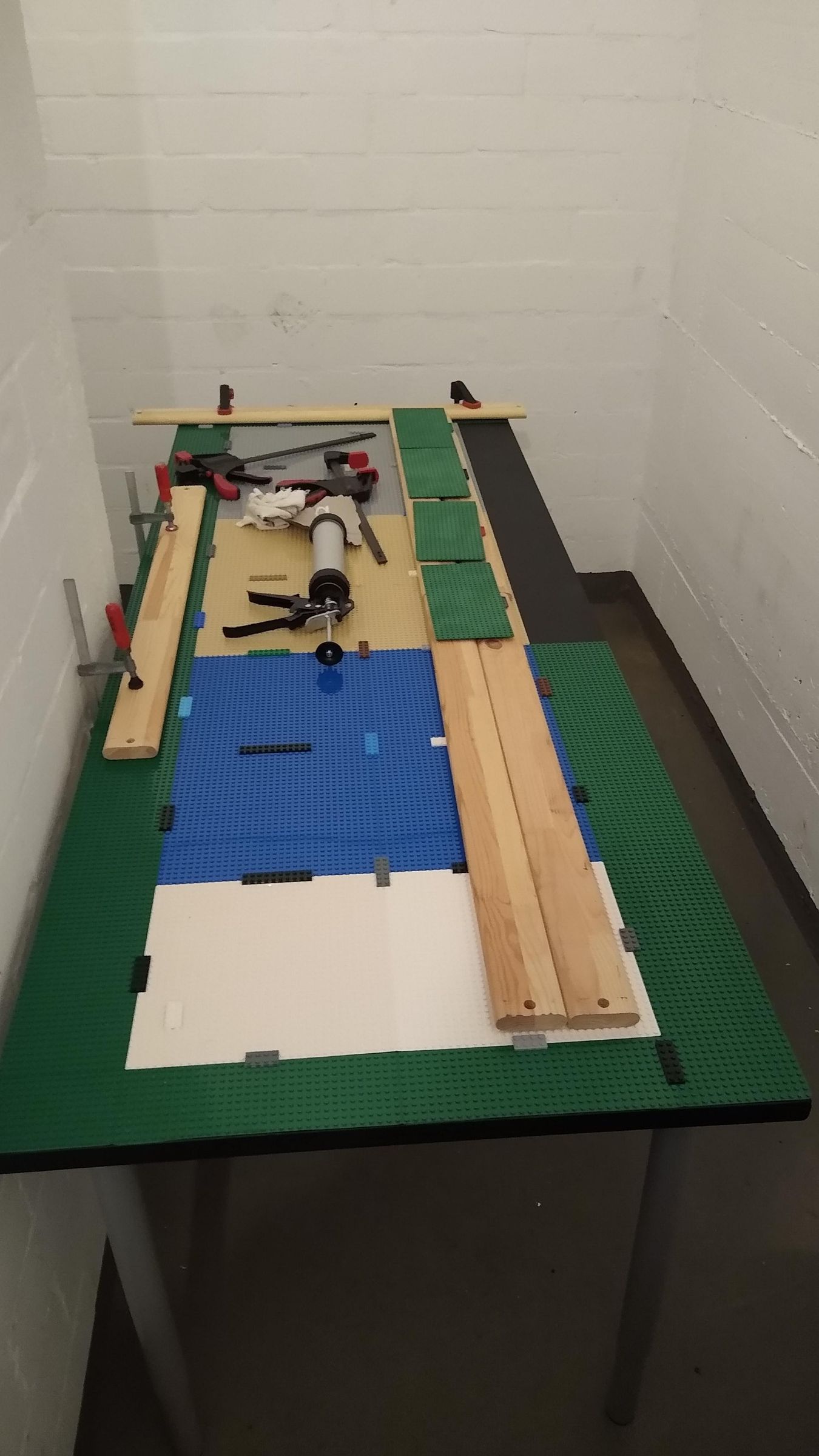Lego Play Table (with Interchangeable Baseplates) - Updated : 7 Steps ...