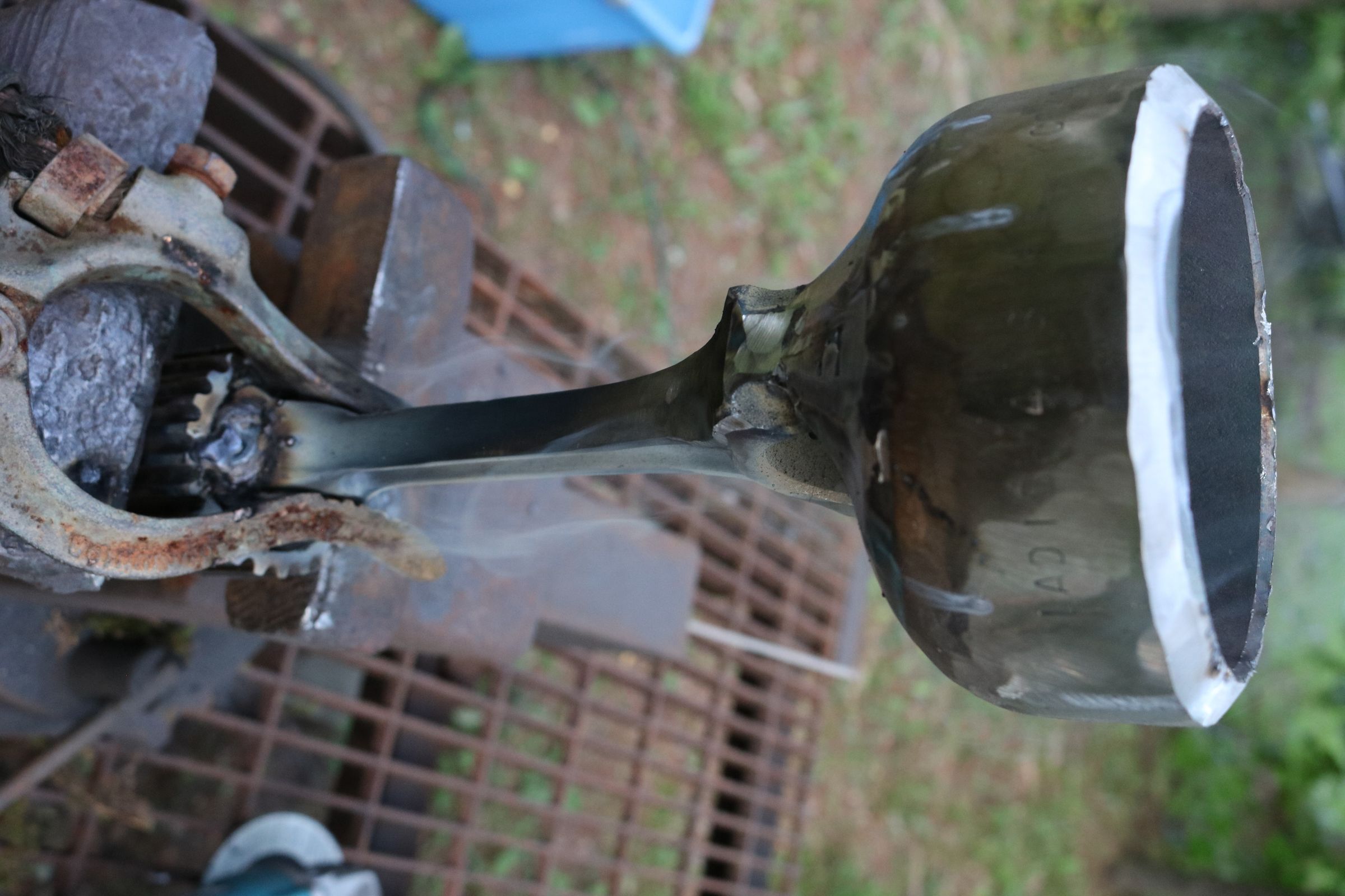 Scrap Metal Planter : 7 Steps (with Pictures) - Instructables