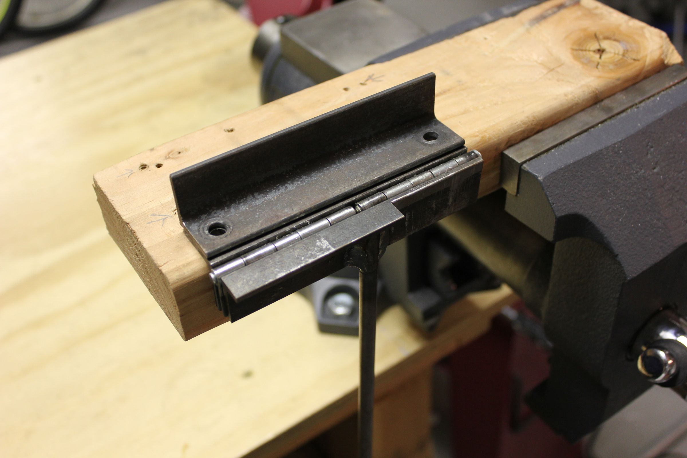Homemade Mini Bend Brake : 7 Steps (with Pictures) - Instructables