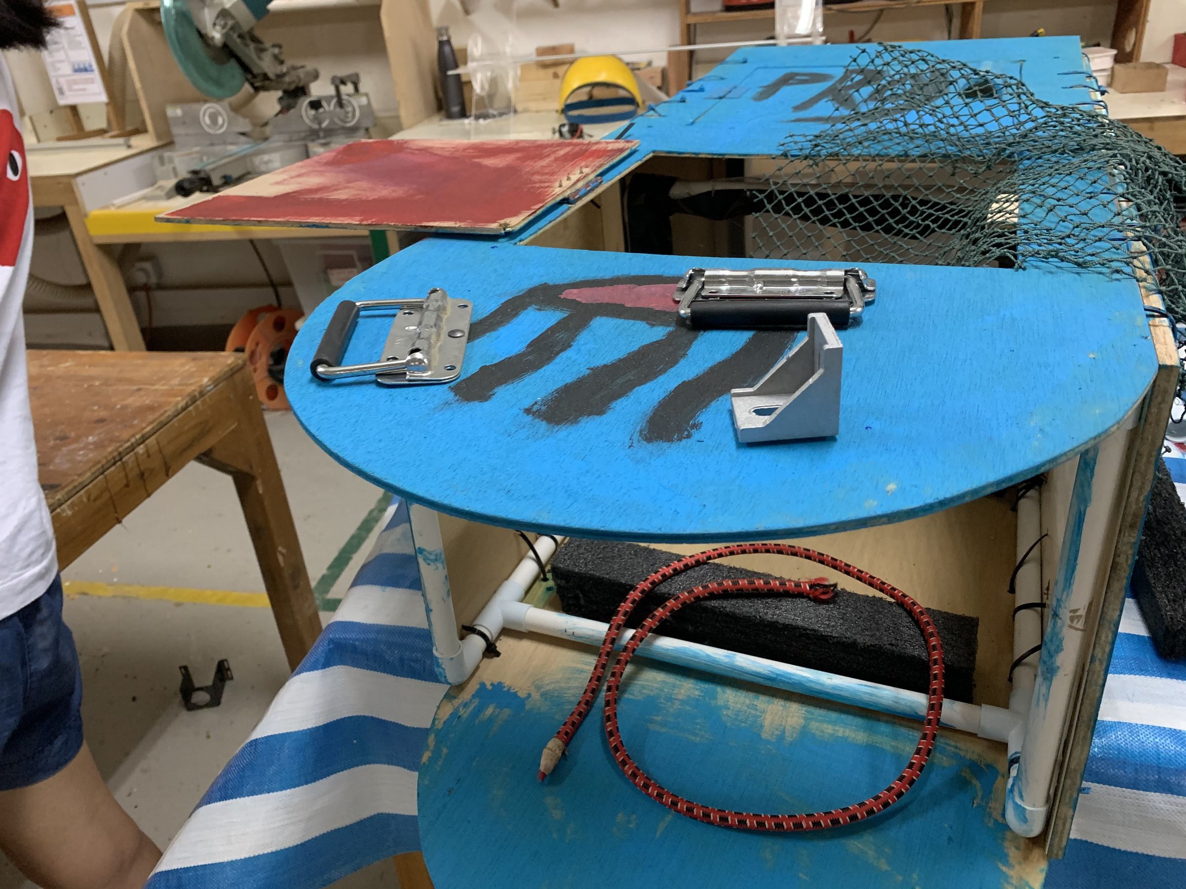 Plastic Catcher : 9 Steps - Instructables