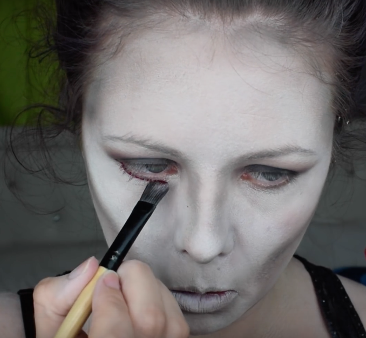 Dead Widow Halloween Makeup Tutorial : 8 Steps (with Pictures ...
