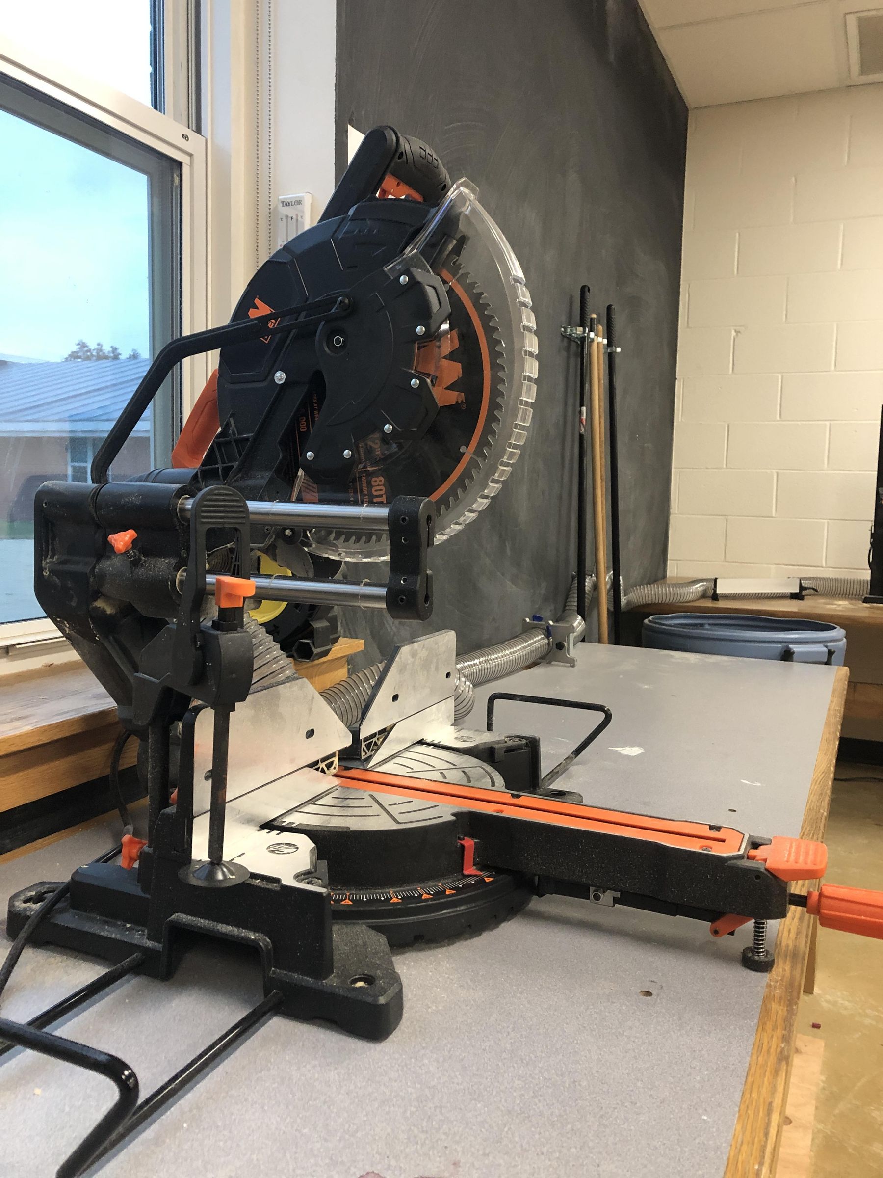 A Suite of Seats - One Board Chair Challenge : 9 Steps (with Pictures ...