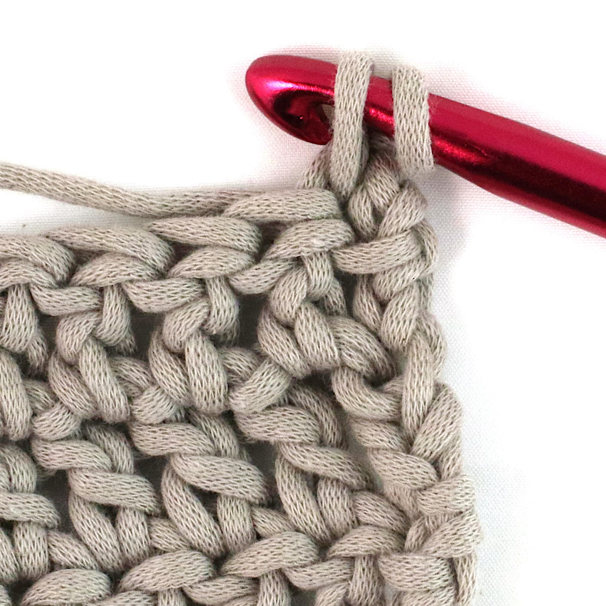 Crochet Turning Chain Alternatives : 5 Steps (with Pictures ...