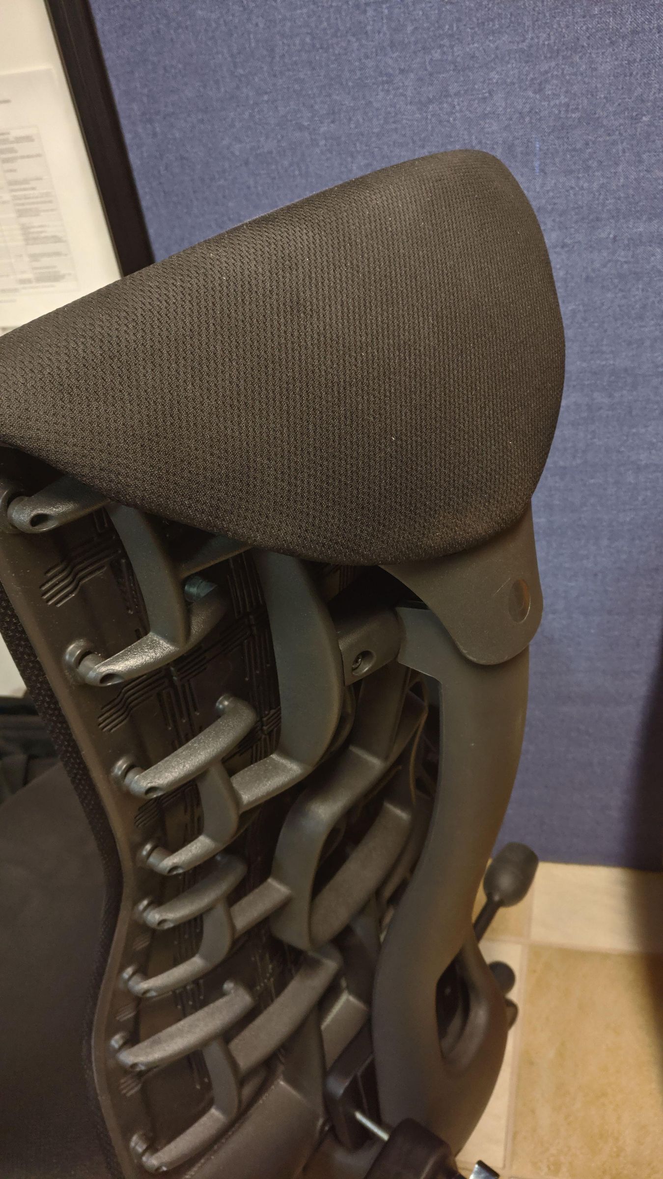A Custom Chair Headrest Mount : 7 Steps (with Pictures) - Instructables