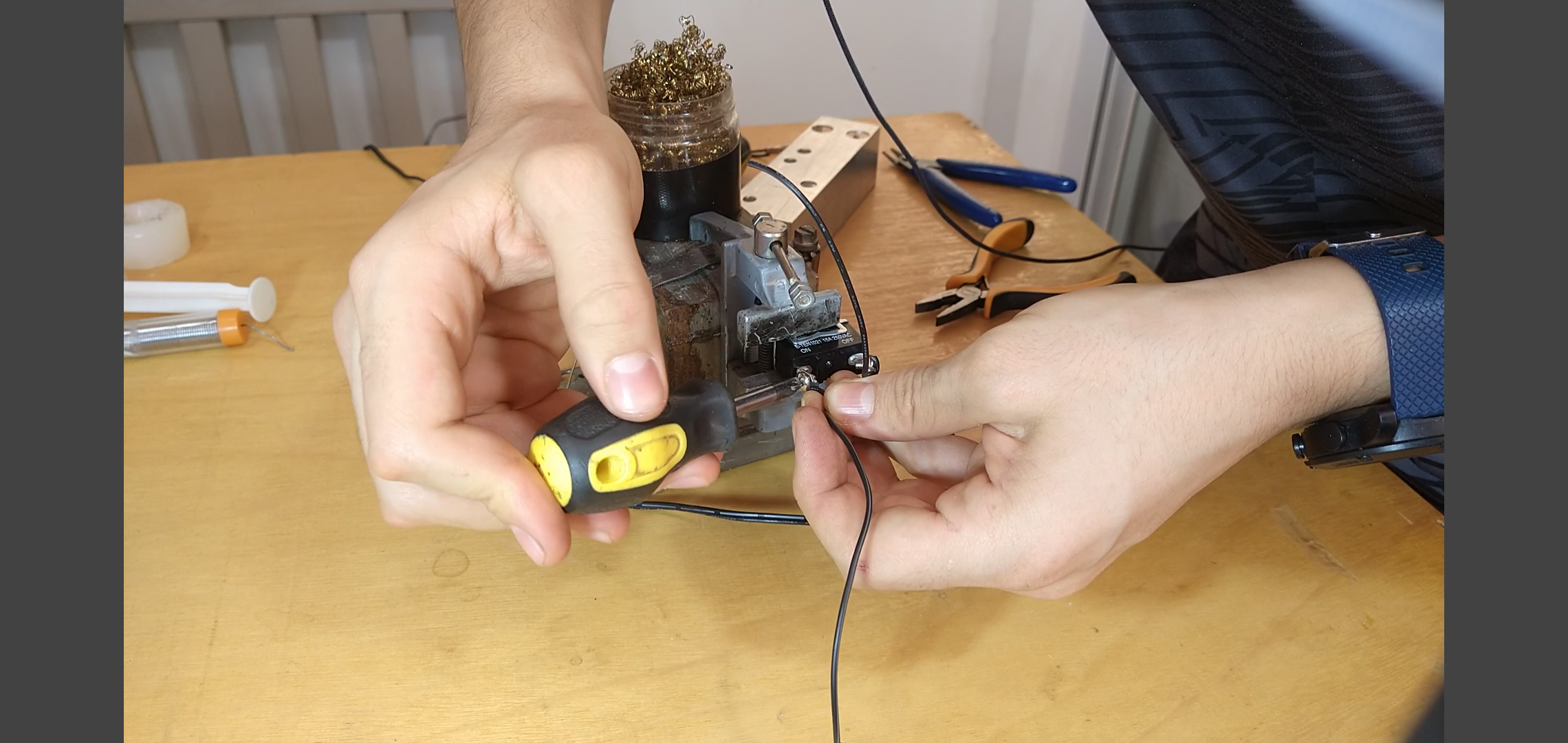 DIY Insanely Bright LED Bike Light With LED Strip Lighting (on a Budget ...