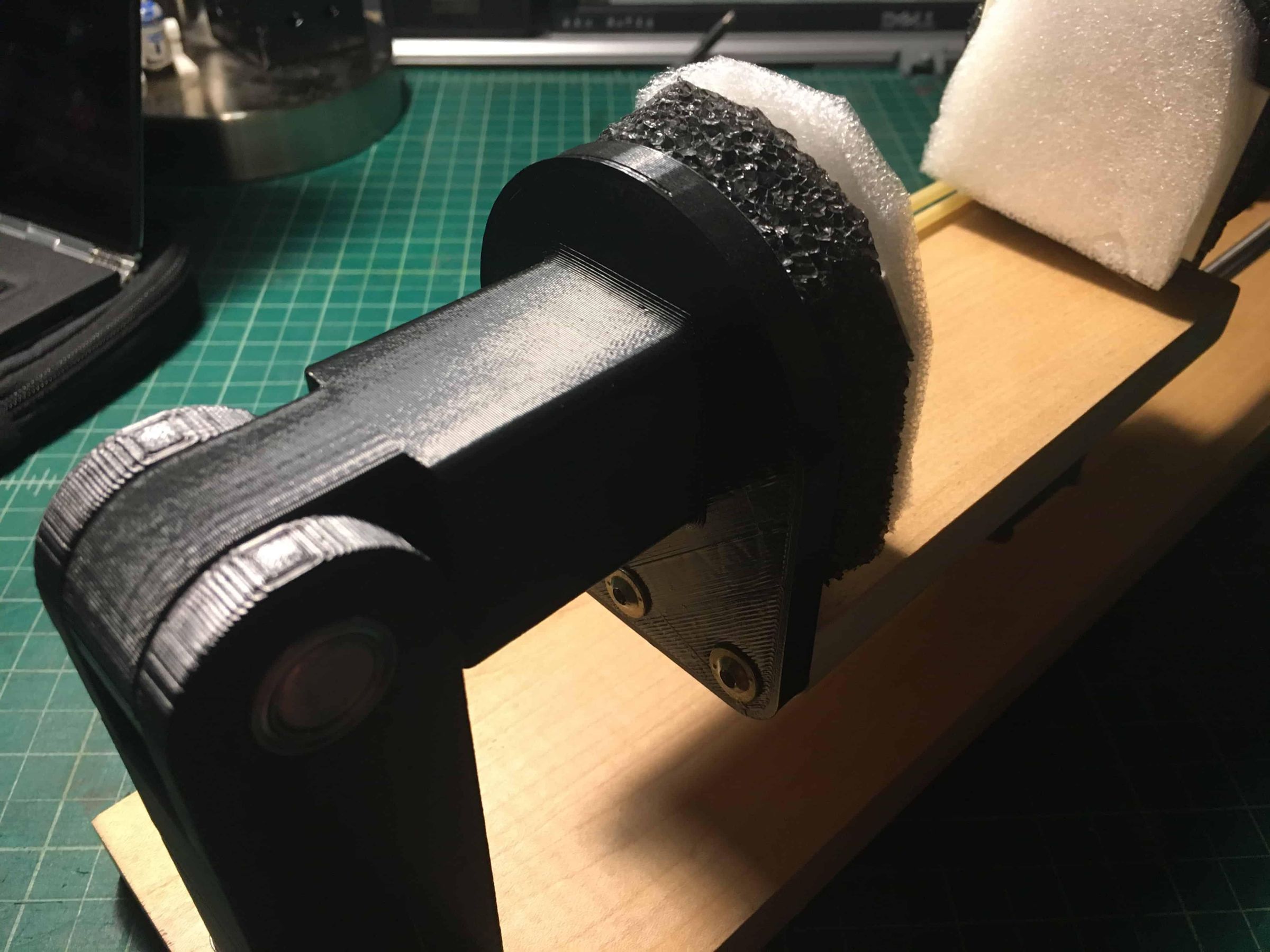 DRILL-POWERED SPRAYPAINT CAN SHAKER : 4 Steps (with Pictures ...