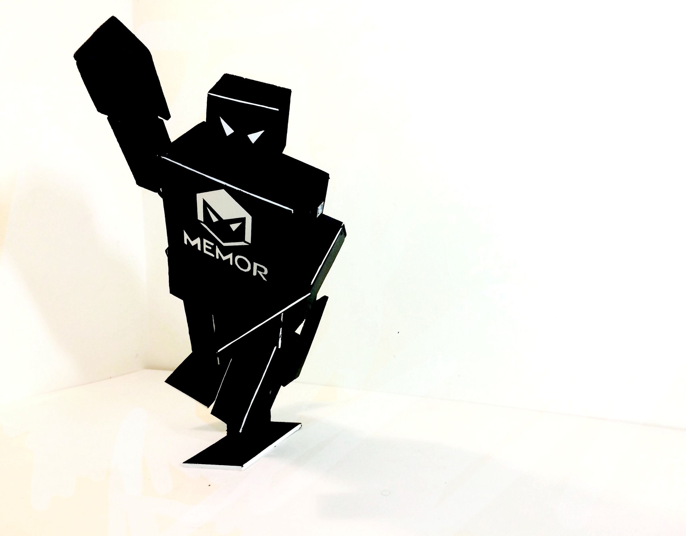 Humanoid Robot Memor : 9 Steps (with Pictures) - Instructables