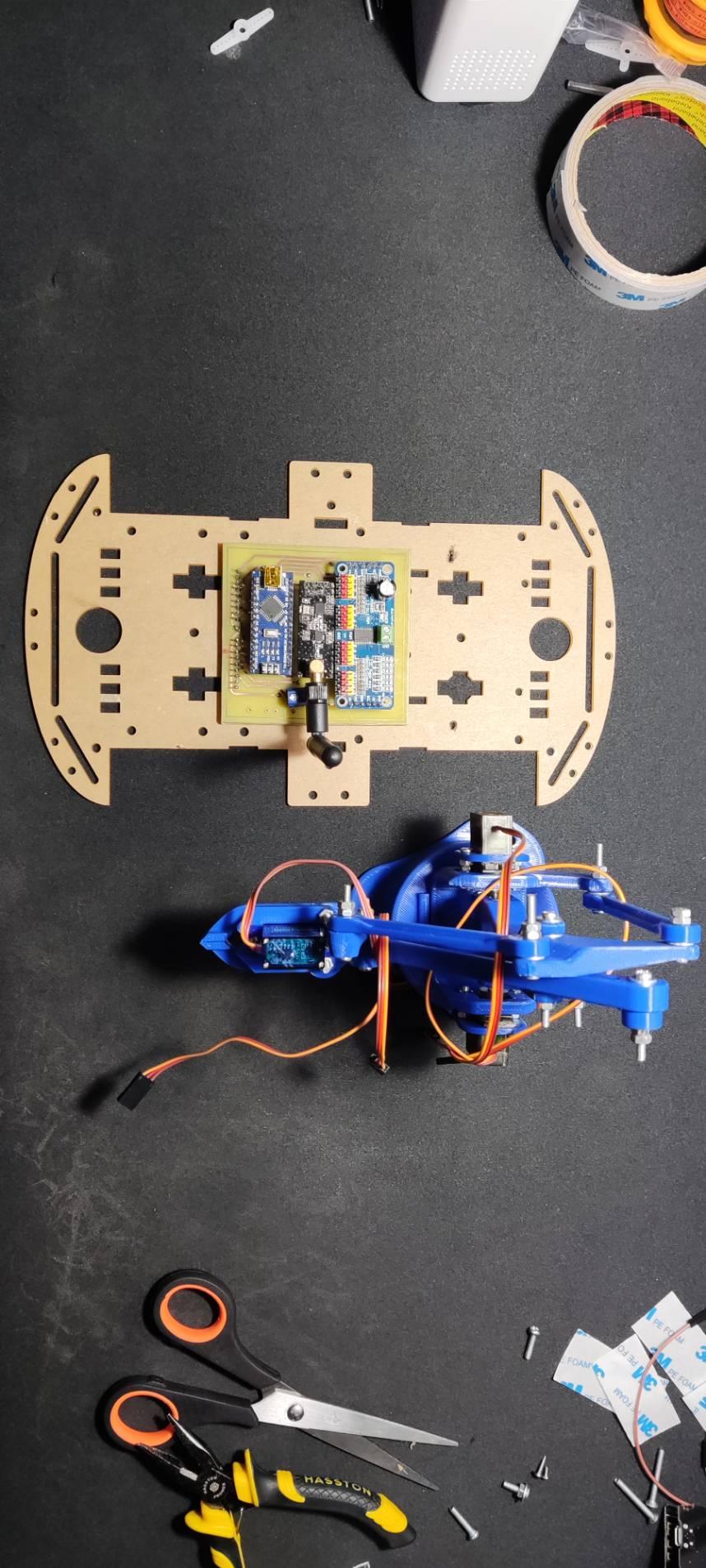 Surveillance Robot With Robotic Arm : 8 Steps (with Pictures ...