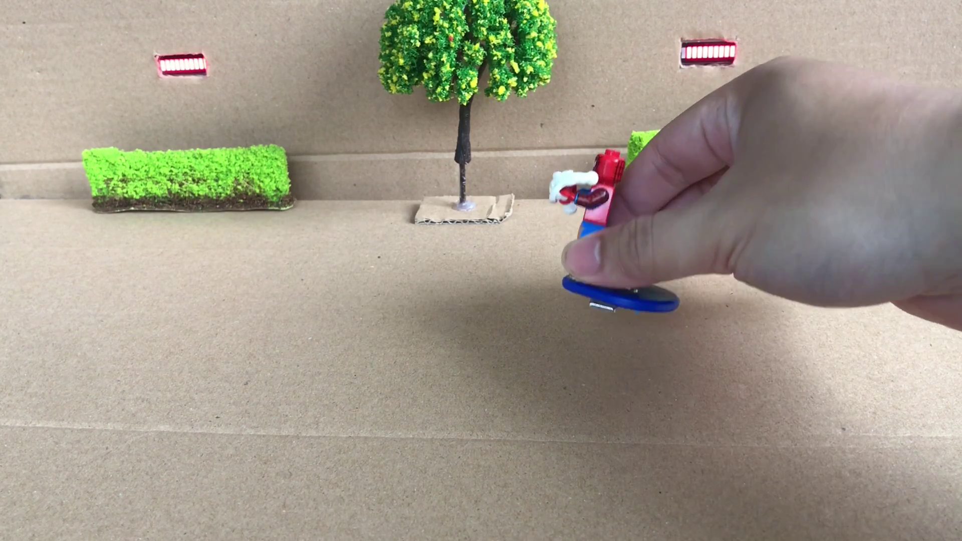 Minifigures Battle Game : 5 Steps - Instructables