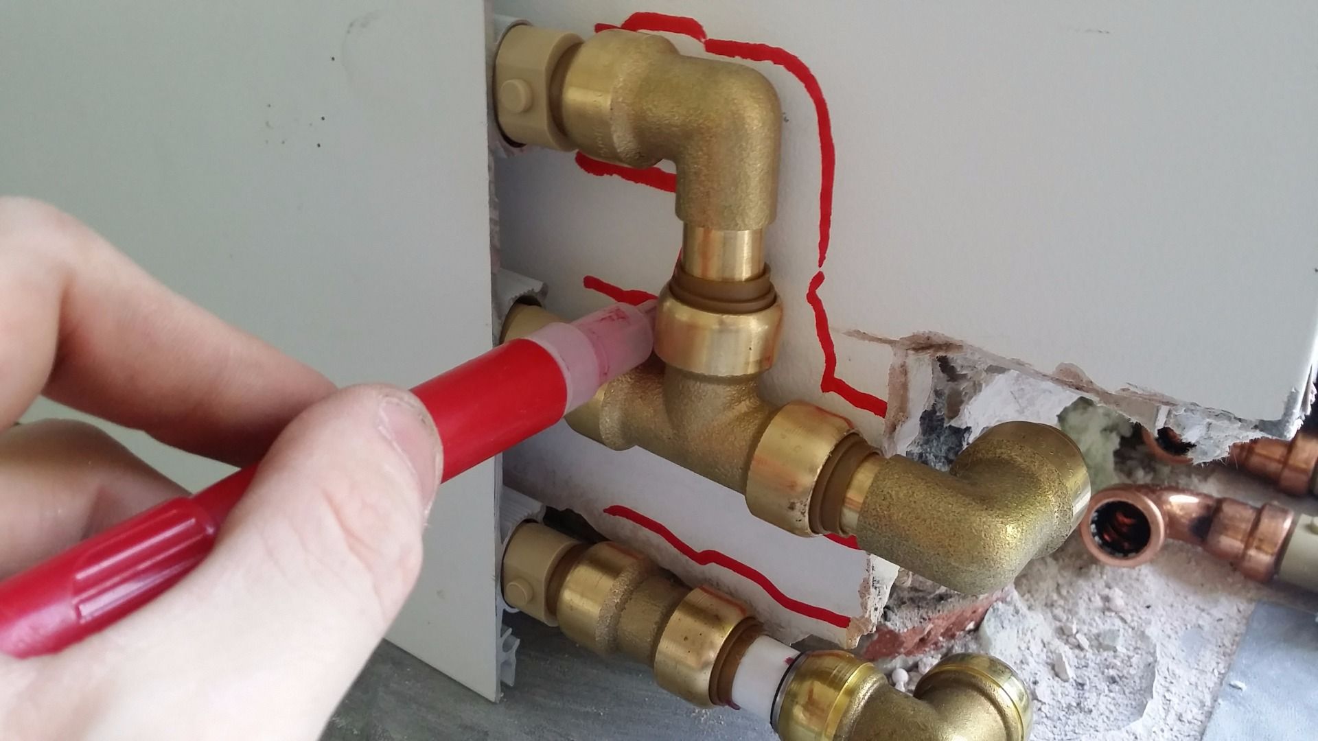 ThermaSkirt- an Installers Guide by an Installer : 11 Steps - Instructables