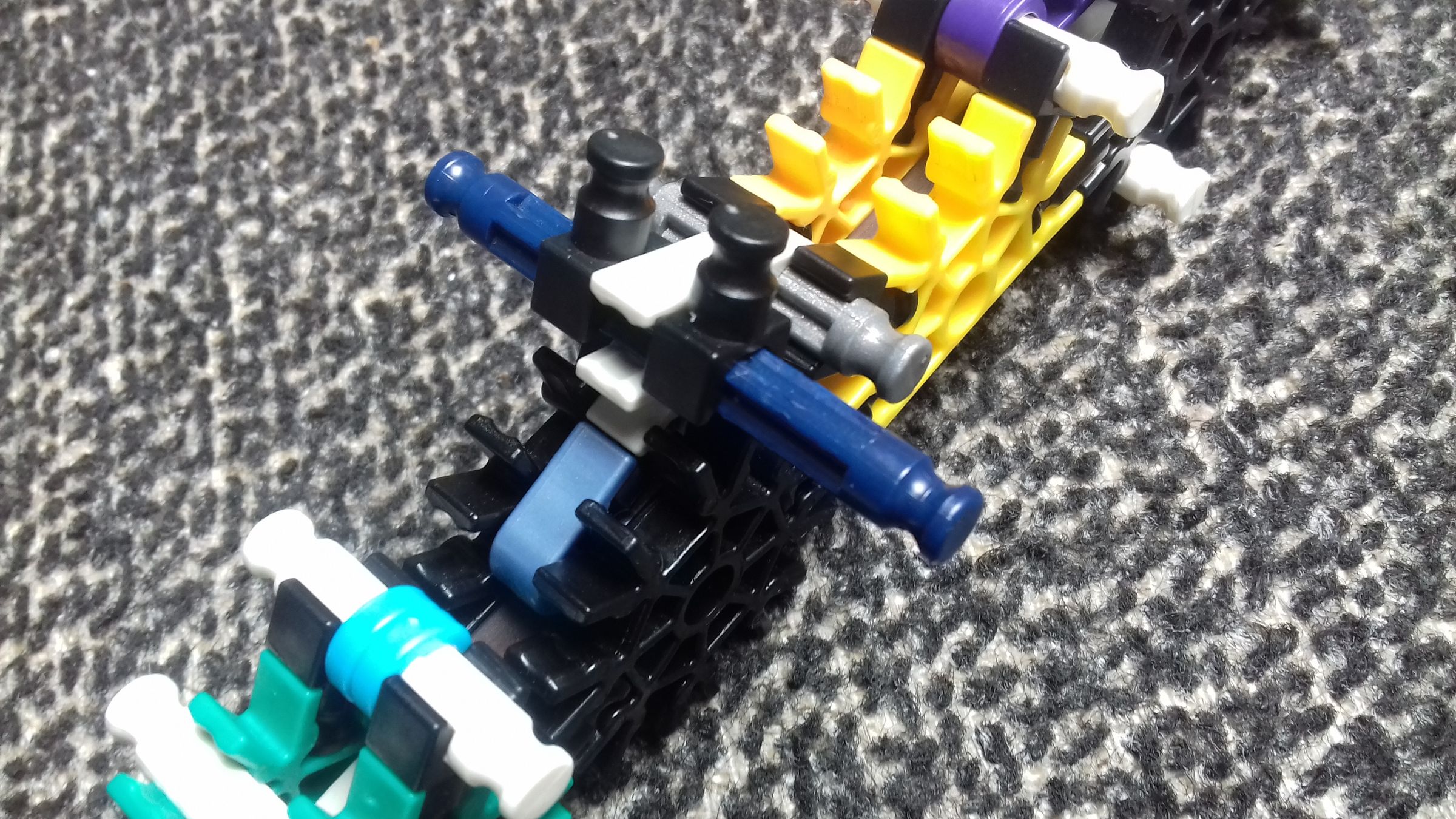 Knex Glock : 4 Steps - Instructables