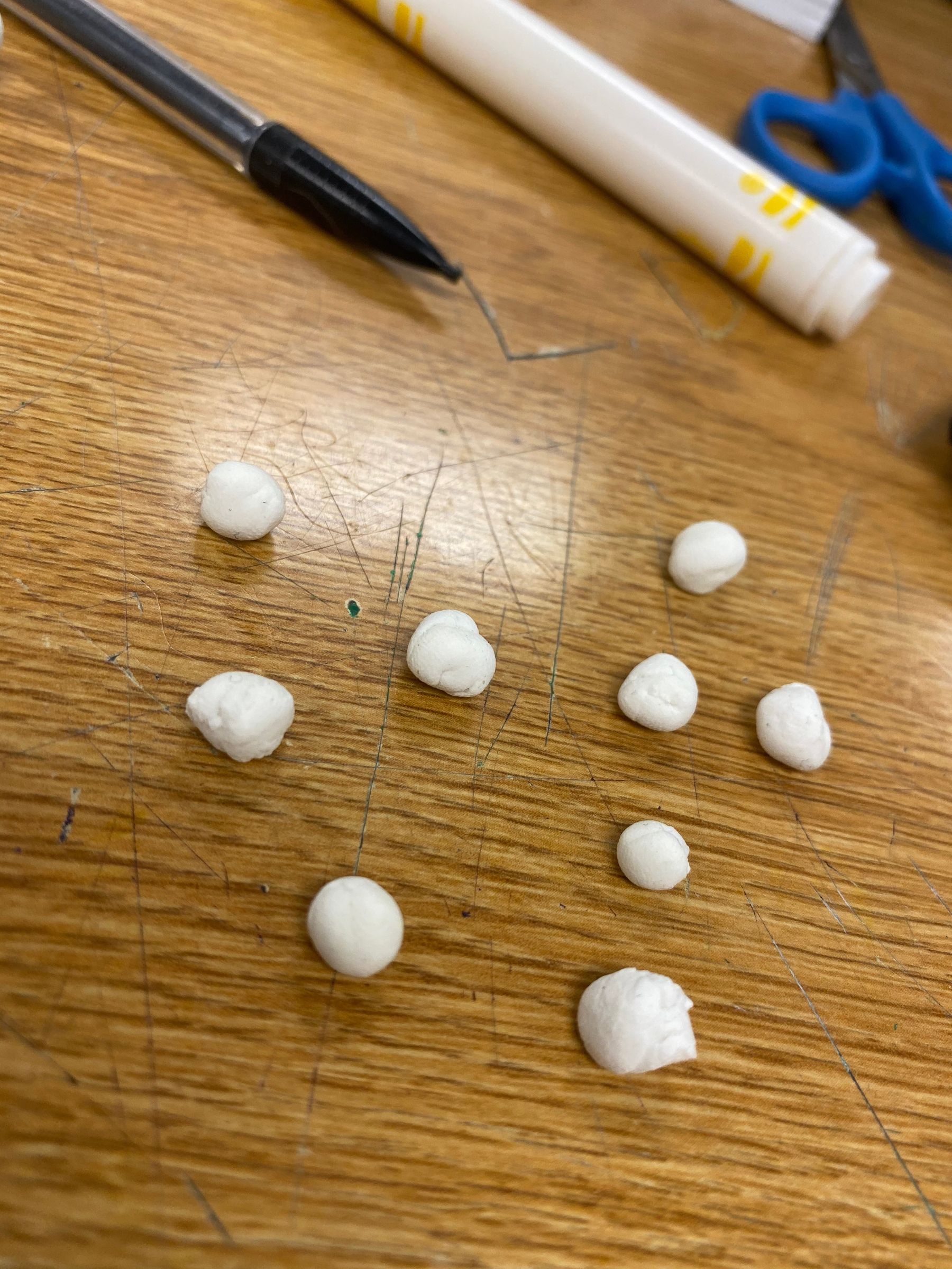 Model Magic Christmas Tree : 9 Steps - Instructables