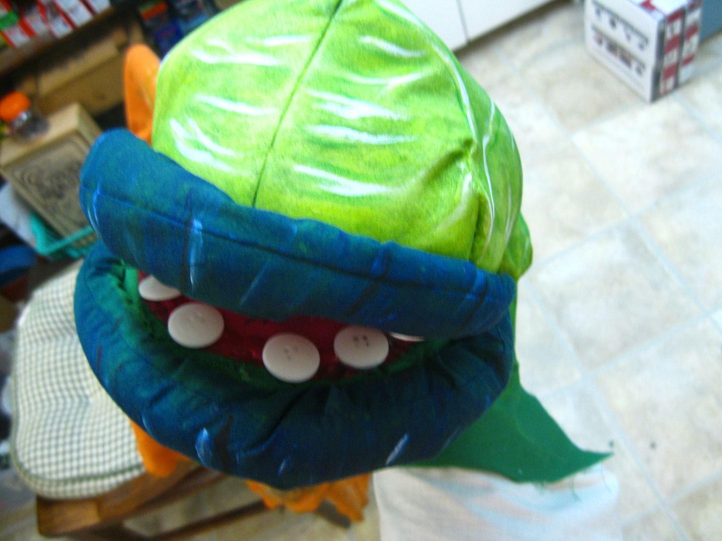 Audrey II Hand Puppet Little Shop of Horrors Halloween Prop : 3 Steps ...