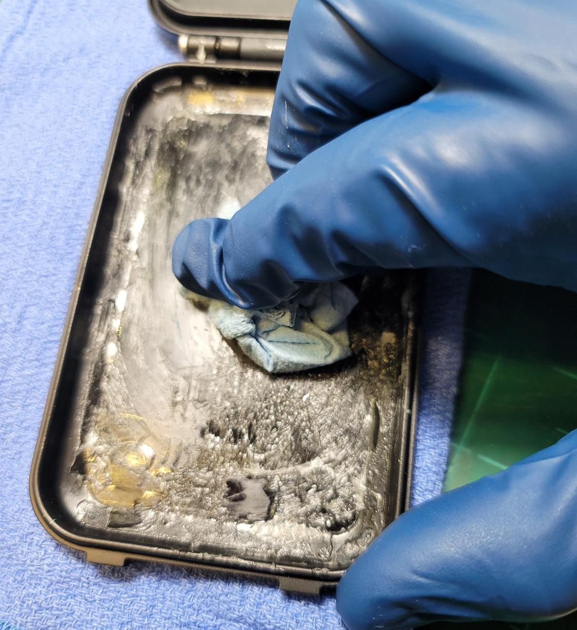 Improved Pelican G5 Wallet Card Index Mod : 4 Steps - Instructables