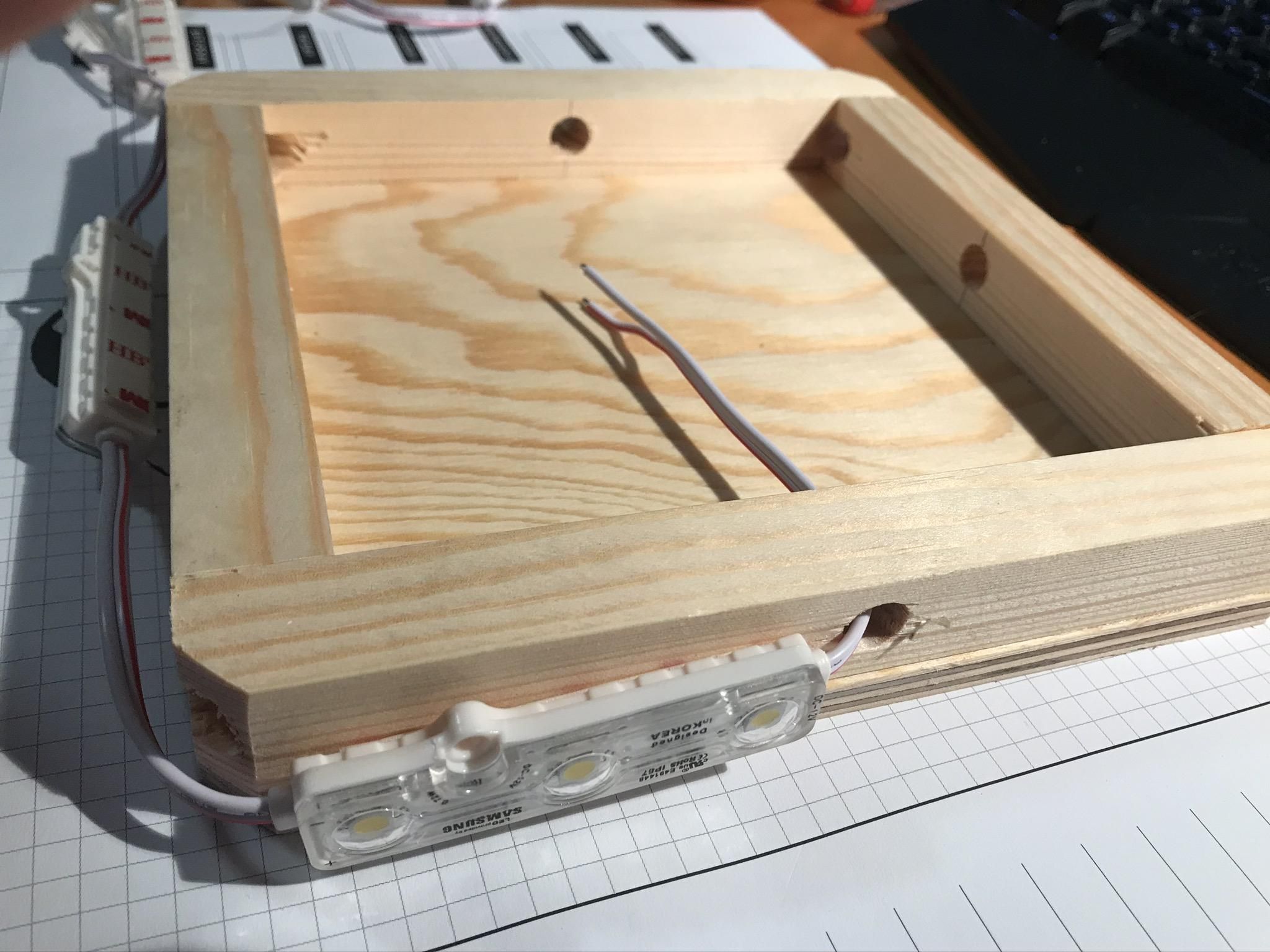 DIY Wood Wall Light - Wall Lamp With End Grain Element : 9 Steps (with ...